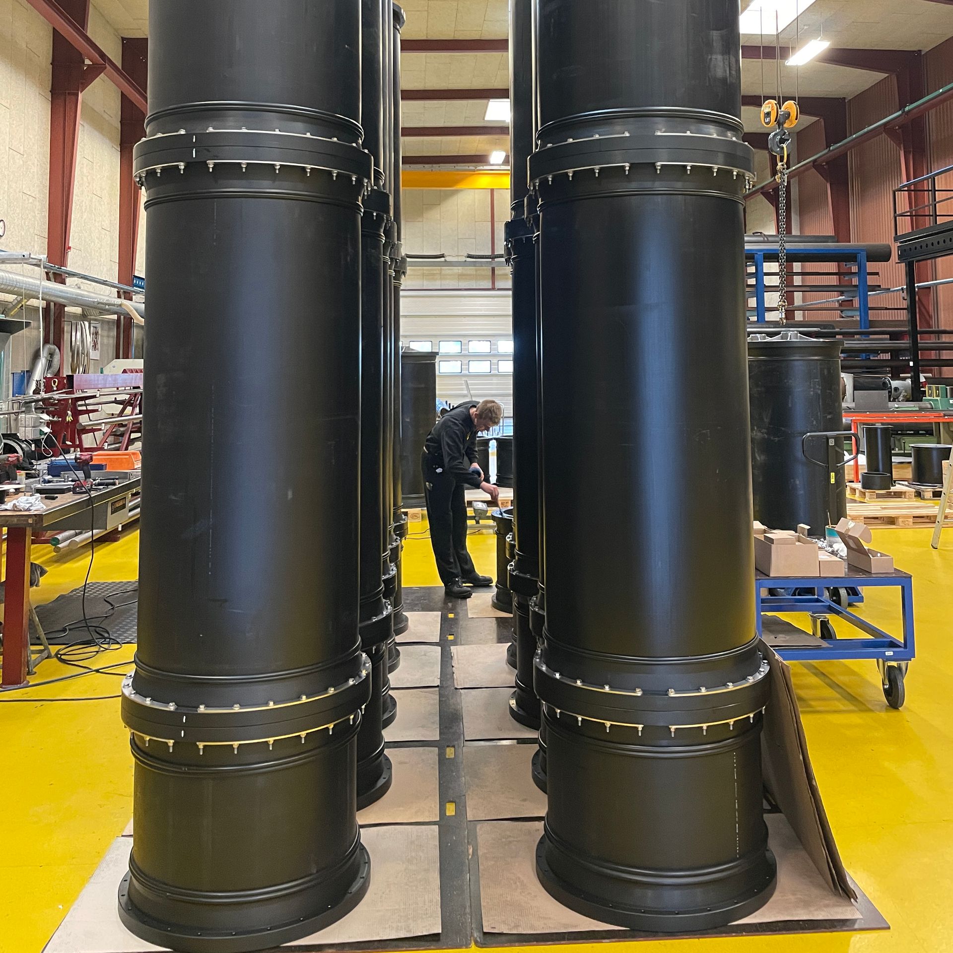 13 huge pumps for norwegian salmon