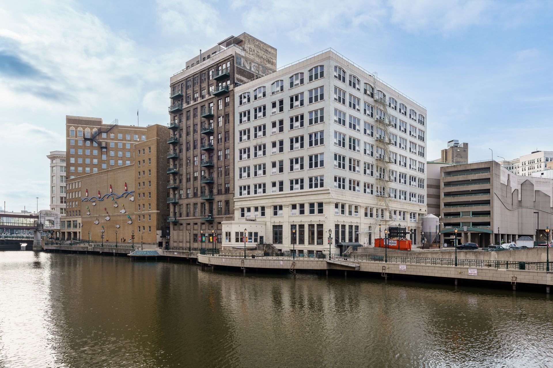 Milwaukee Properties | 3L Living