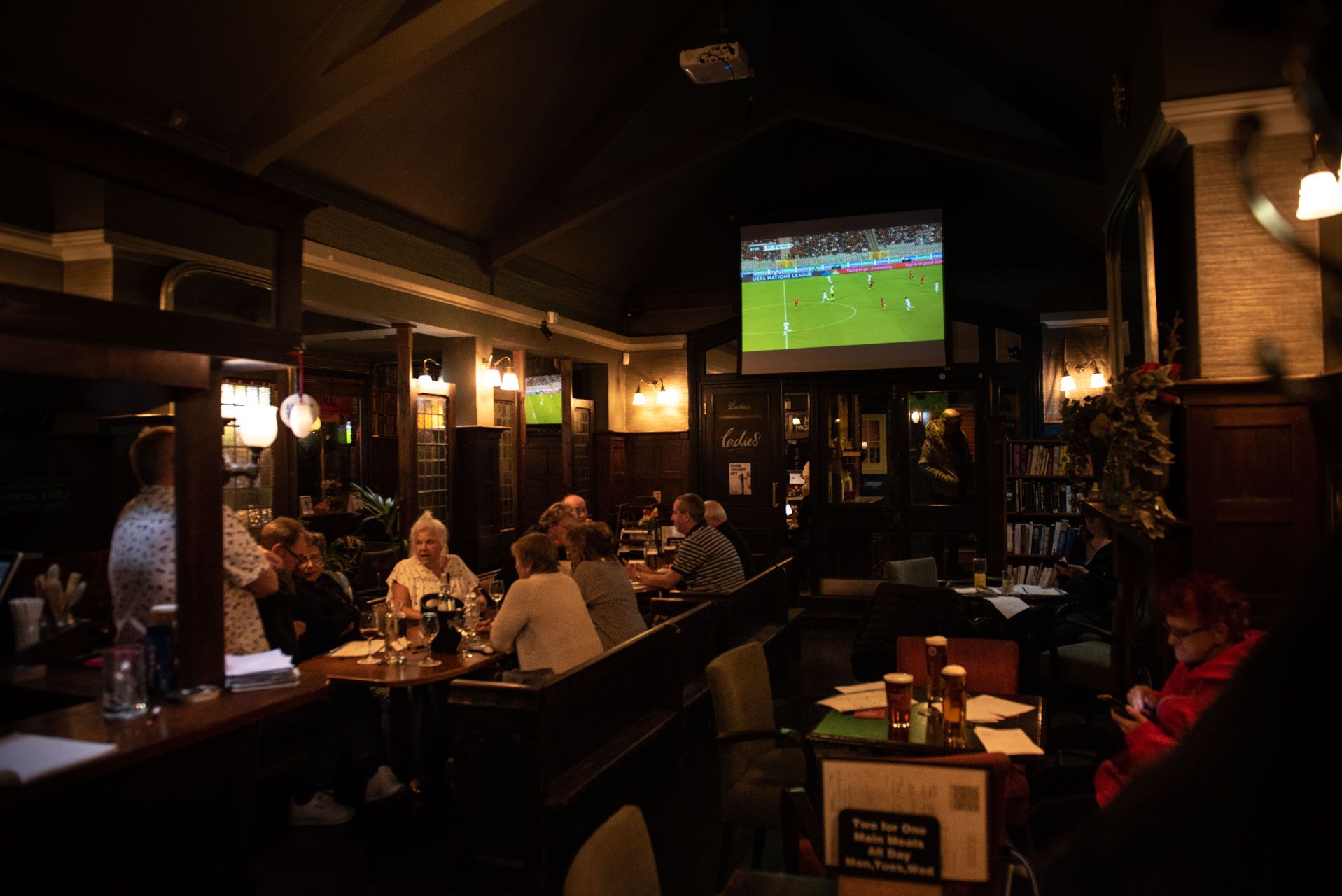 Gallery | The Cross Keys