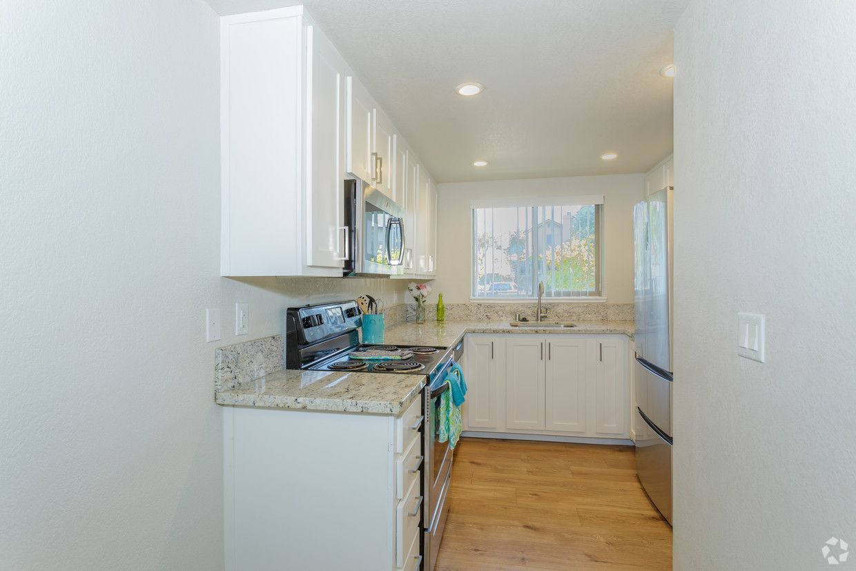 Promenade Park Apartments