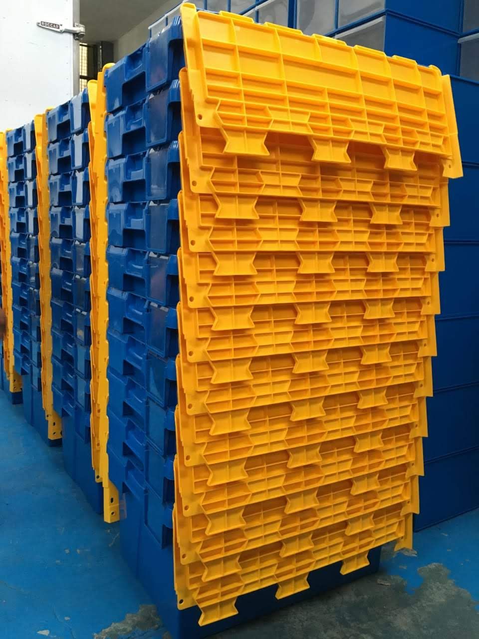 Soluciones en logística | Gavetas de plástico | Multi Packing | Gavetas ...