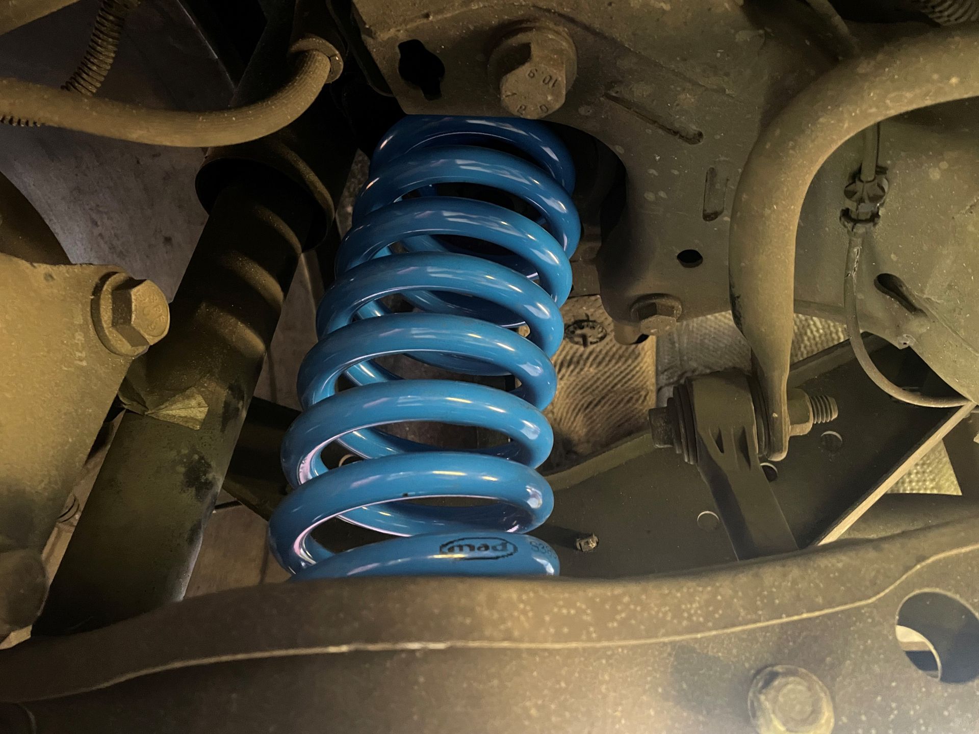 Hulpveren - Honda | MAD Sets met montage | Auto Parts Roosendaal