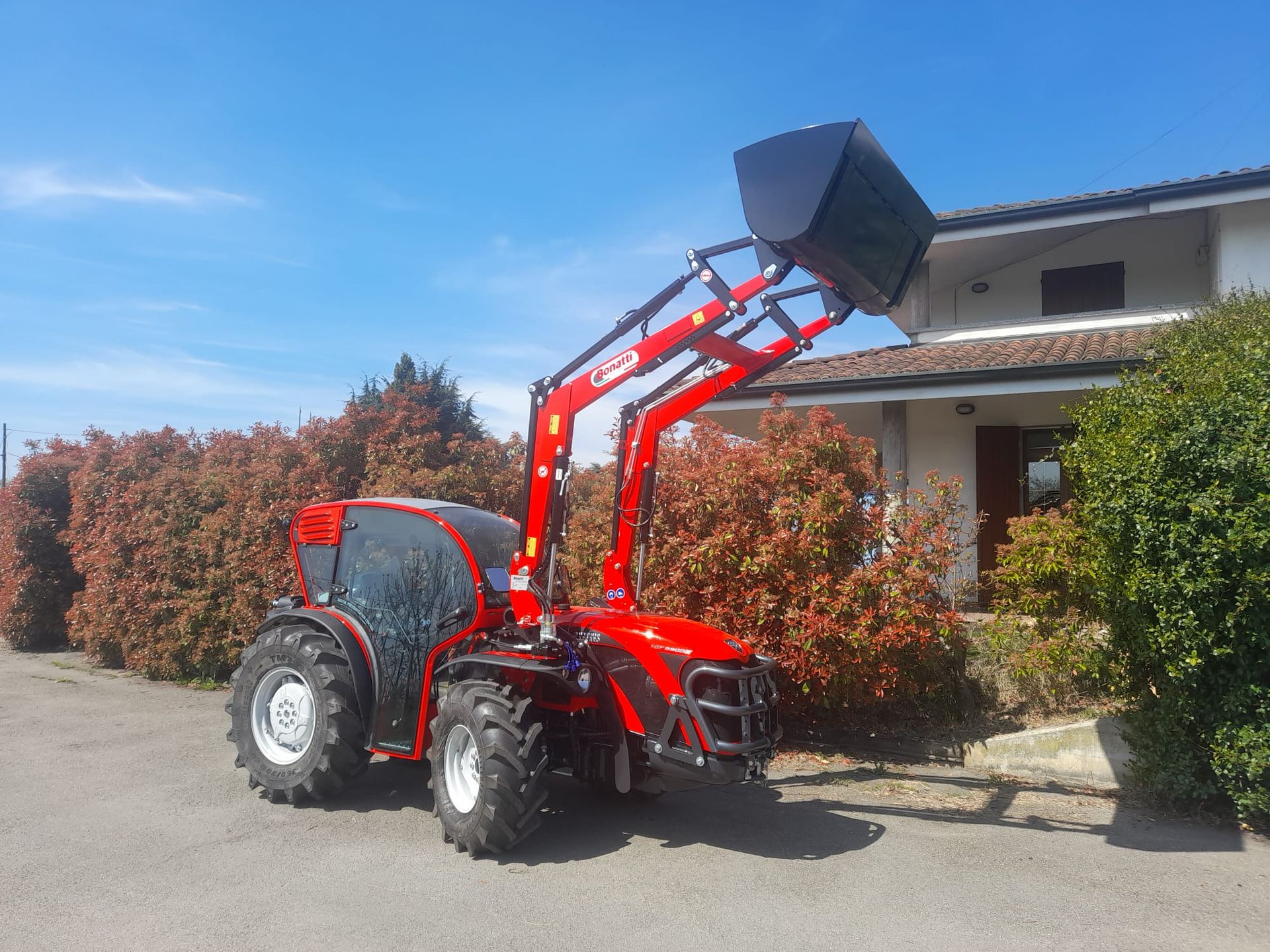 Caricatori per trattori da giardinaggio | Bonatti Caricatori