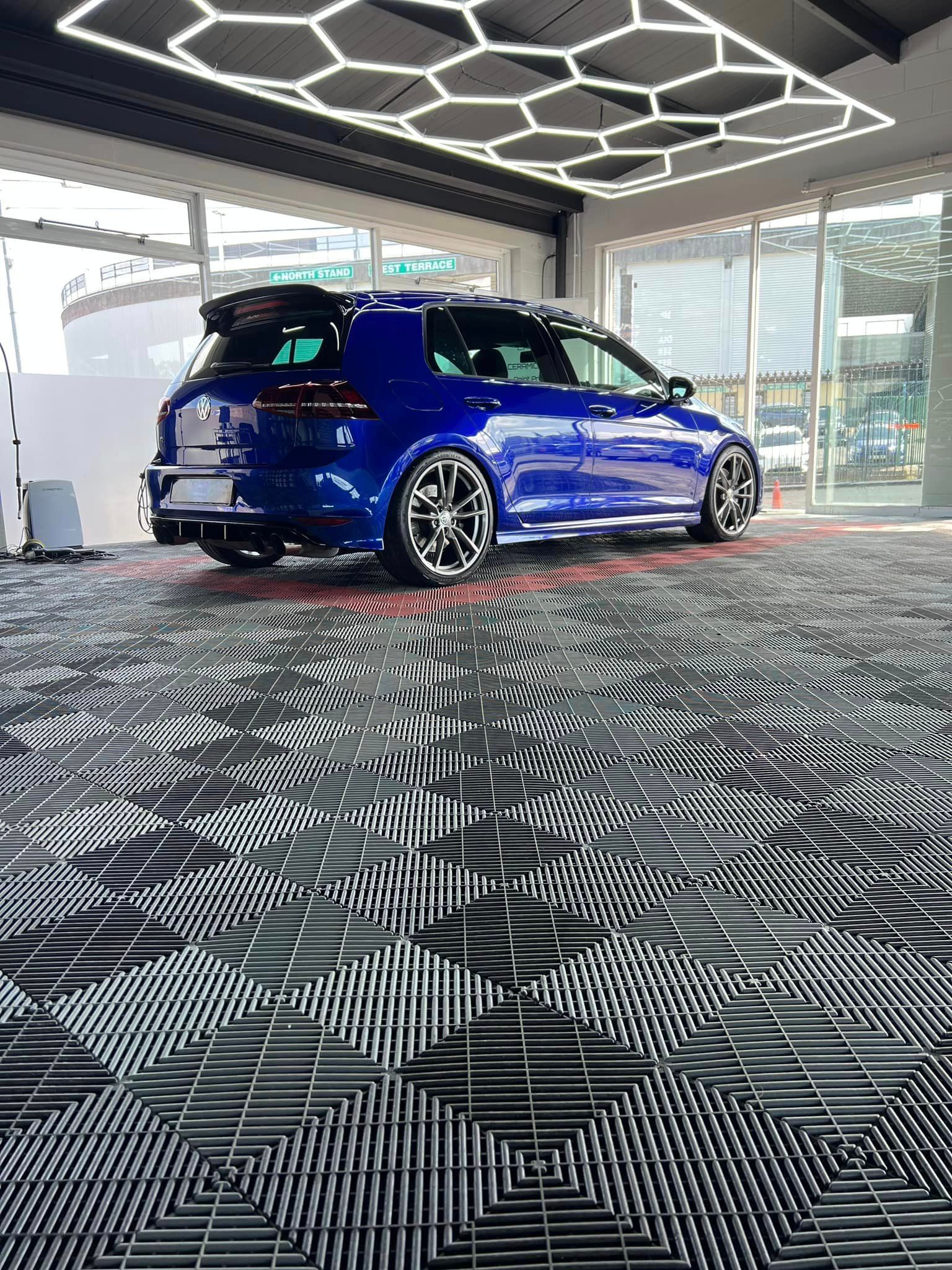 Stunning Golf R