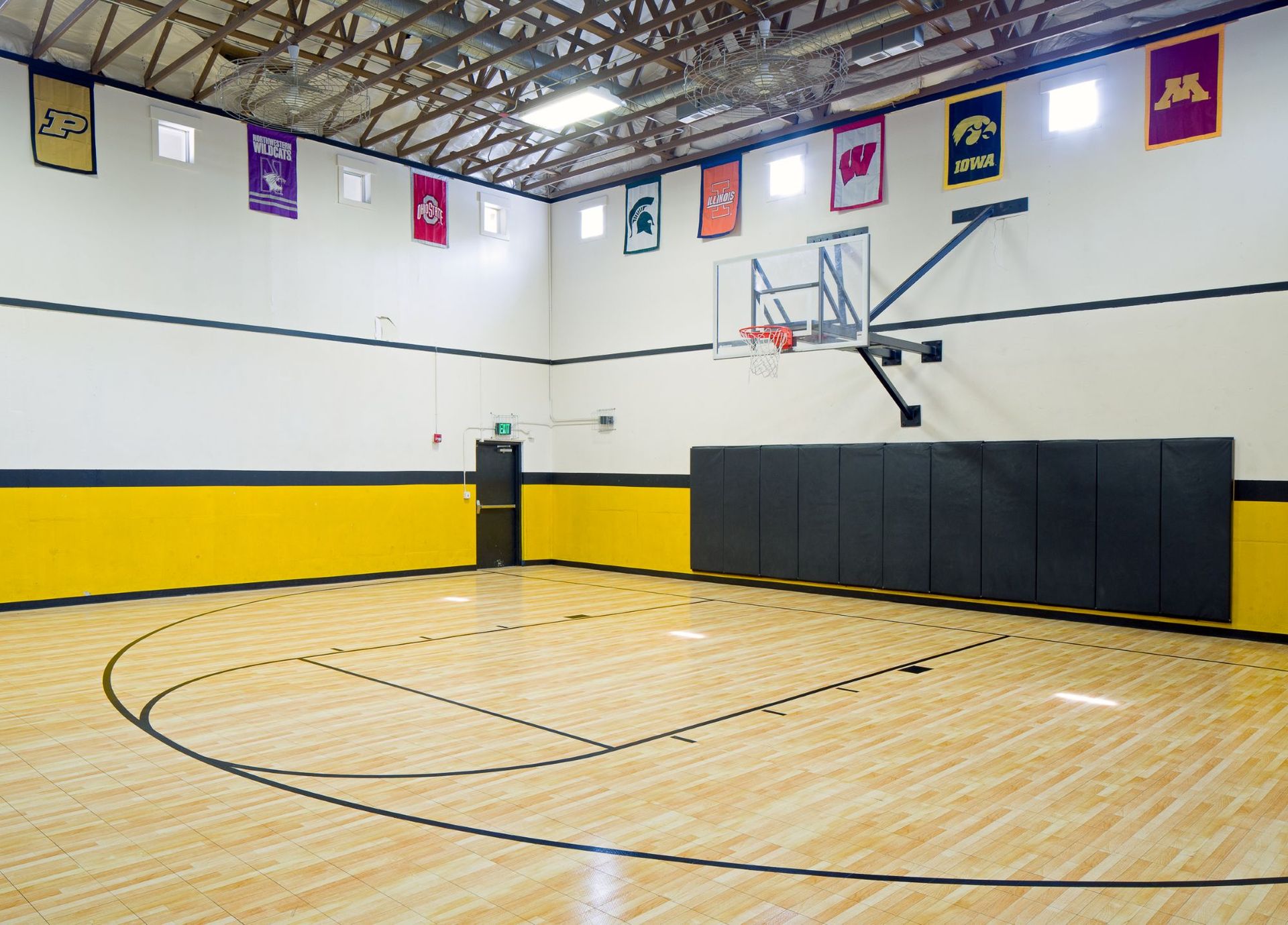 Gallery | Hawks Ridge | IA