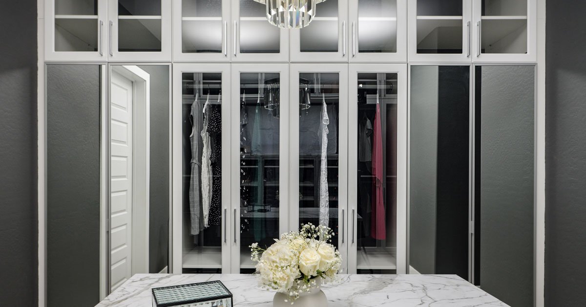 Custom Closets and Garage Storage Systems in Arizona