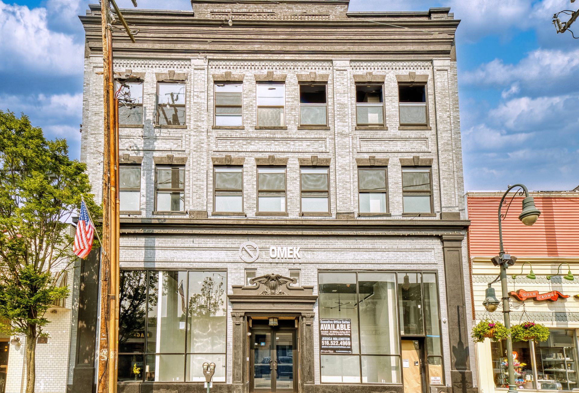Modern private office space for rent & co-working space in Lynbrook, NY