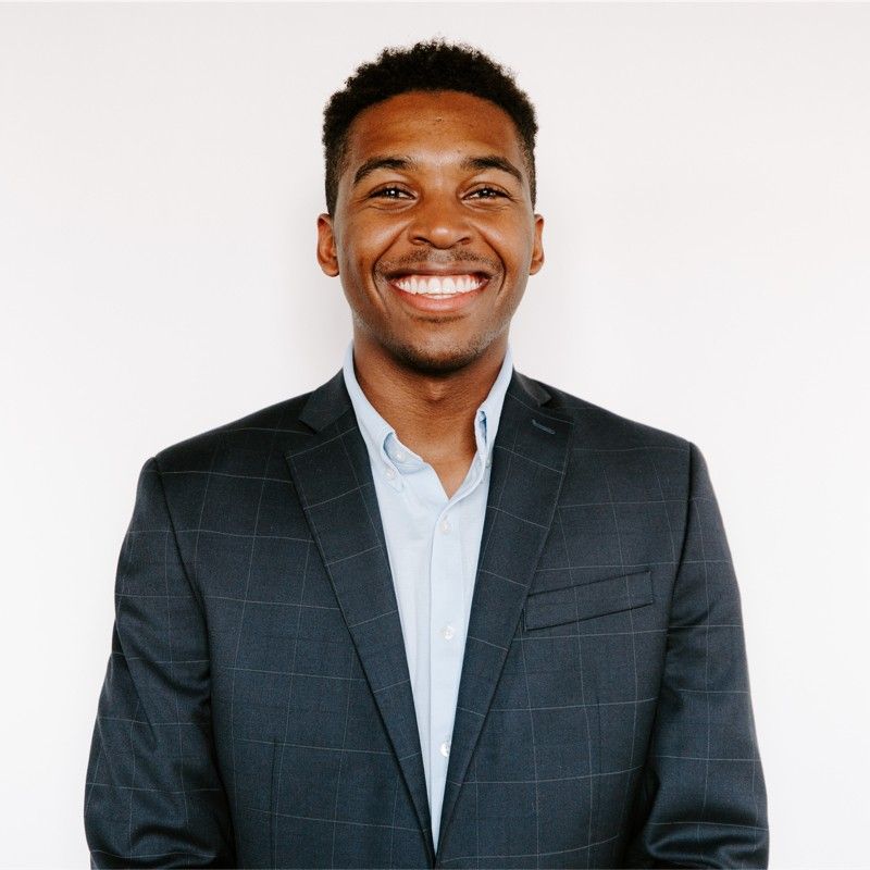 JOIN DSS | Apply to the Summit Scholars Program