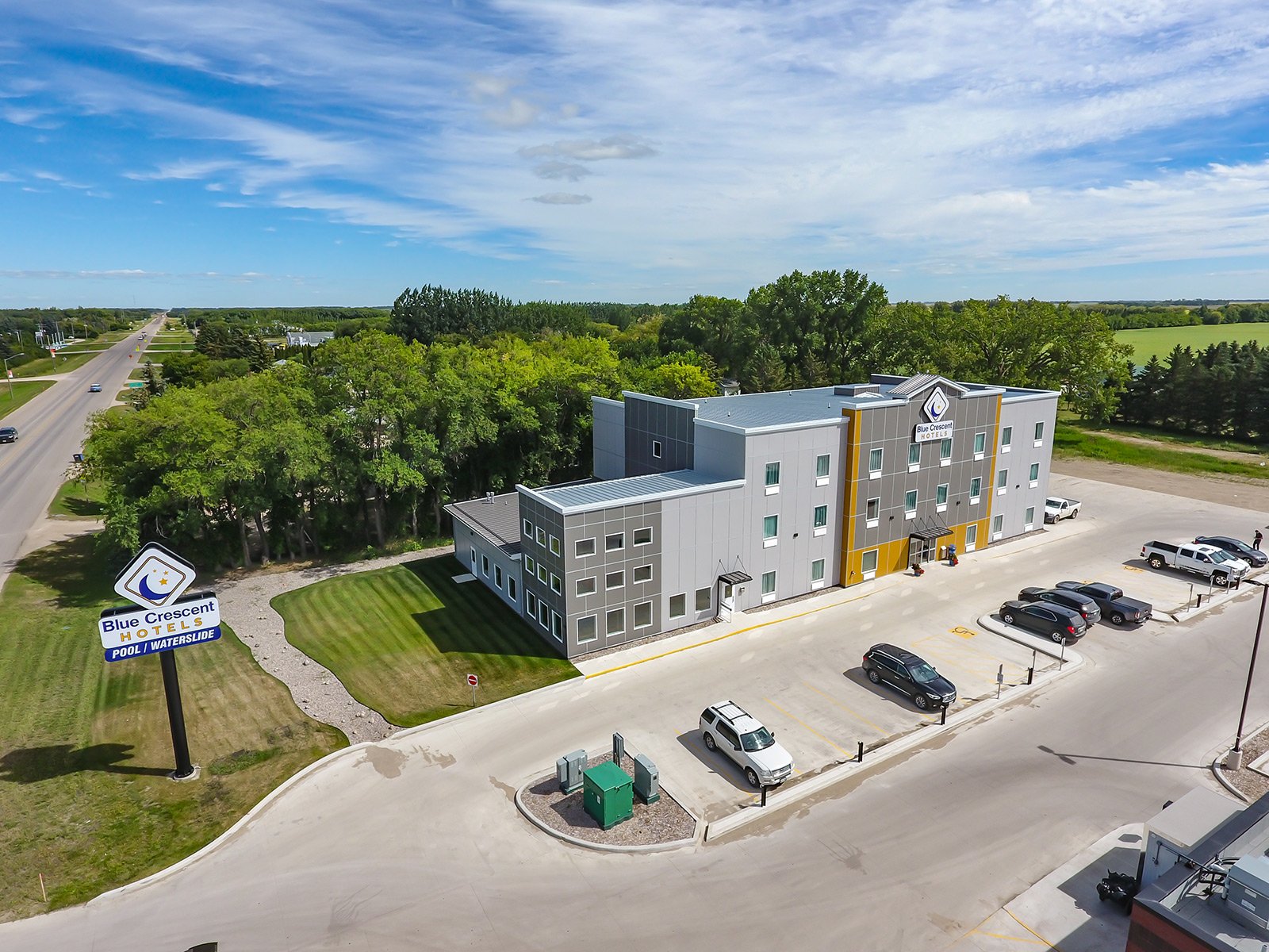 The Blue Crescent Hotels - Carman MB