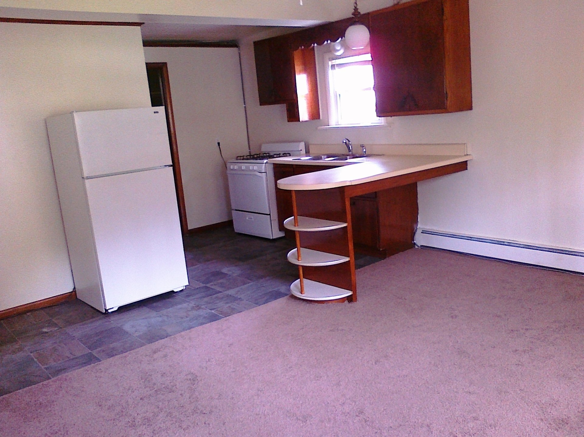 Photos of the Keith Sheller Apartments (321 B) in Bowling Green, OH