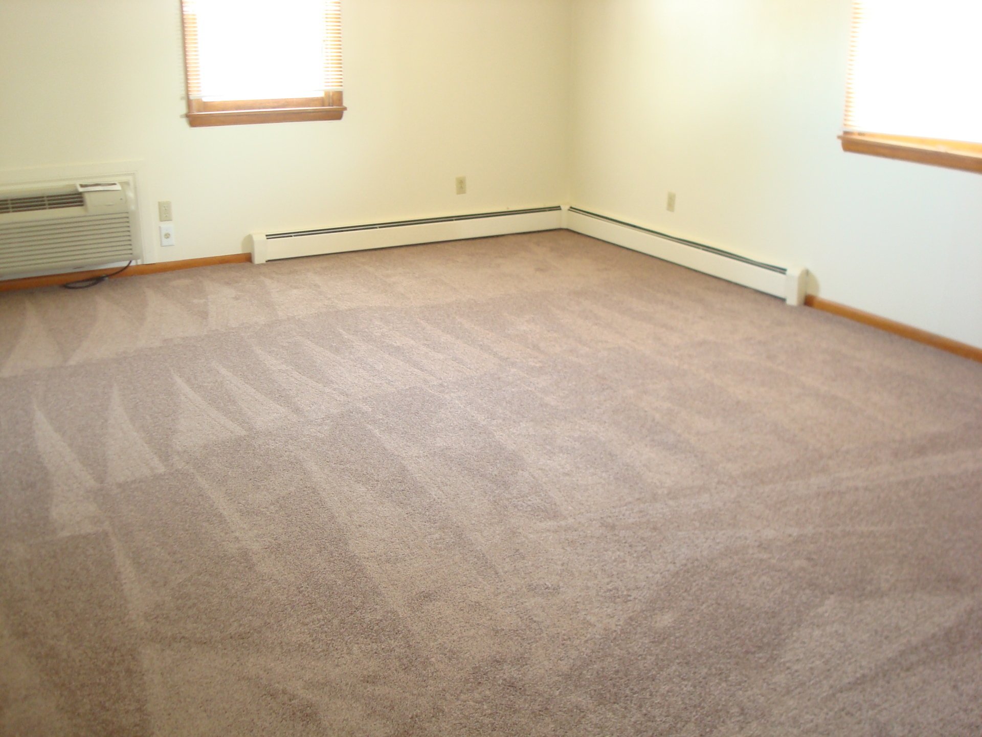 Photos of the Keith Sheller Apartments (321 B) in Bowling Green, OH