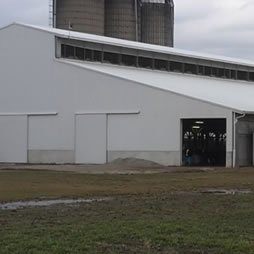 Schockman Lumber Company | Animal Confinement