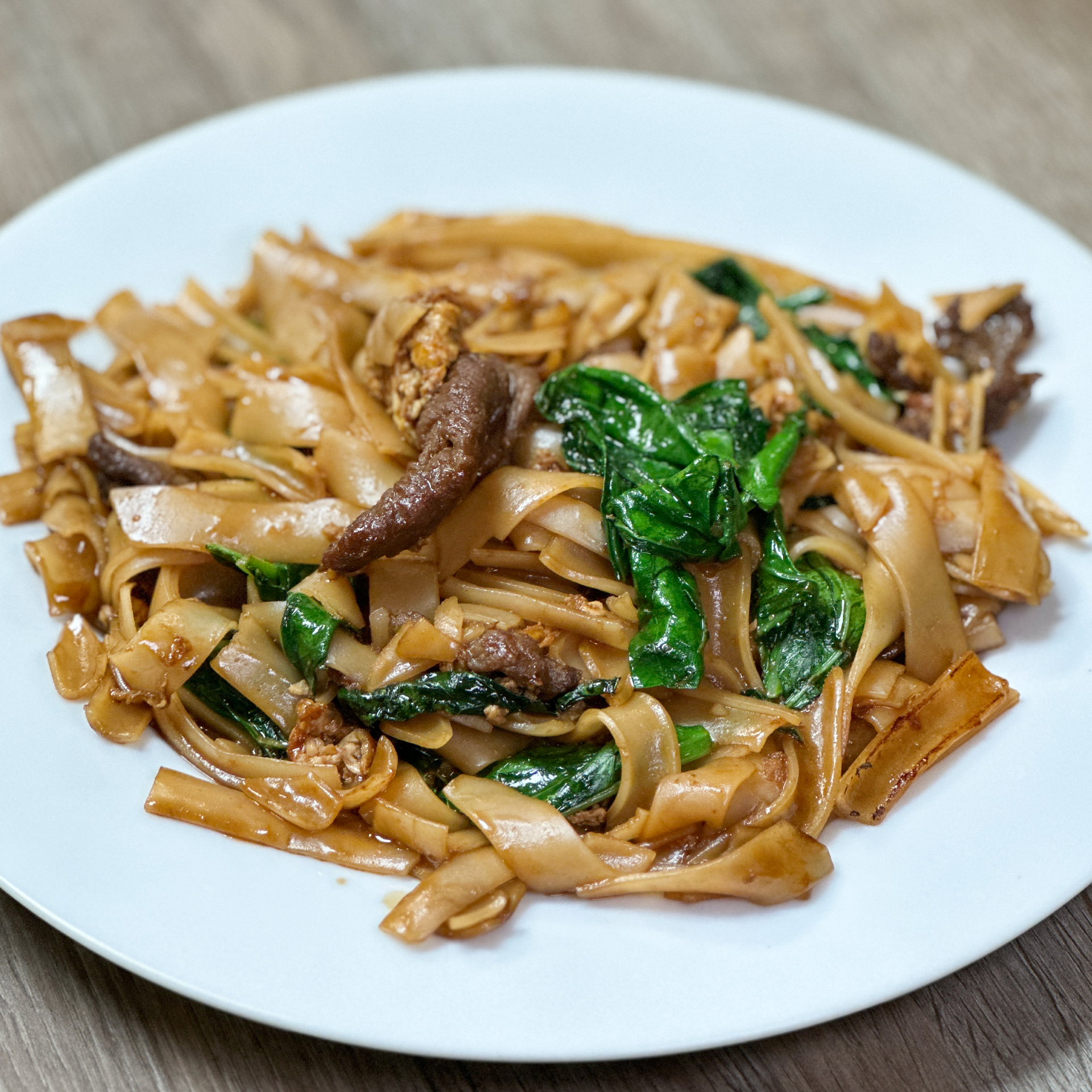Asian Cuisine | Sushi Lunch Specials | Angkor Bistro