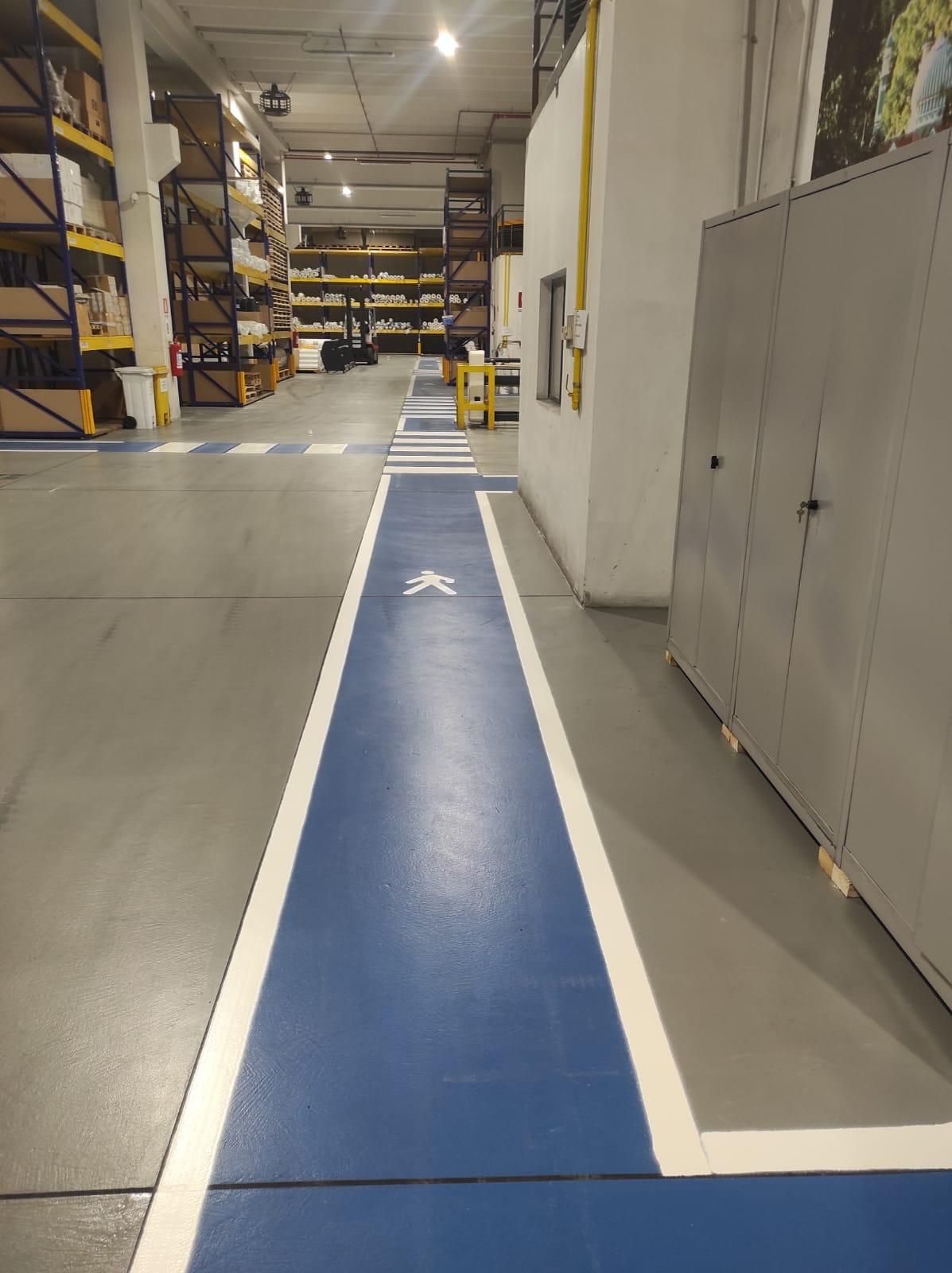 Segnaletica pavimenti industriali | Bergamo | FM Segnaletica