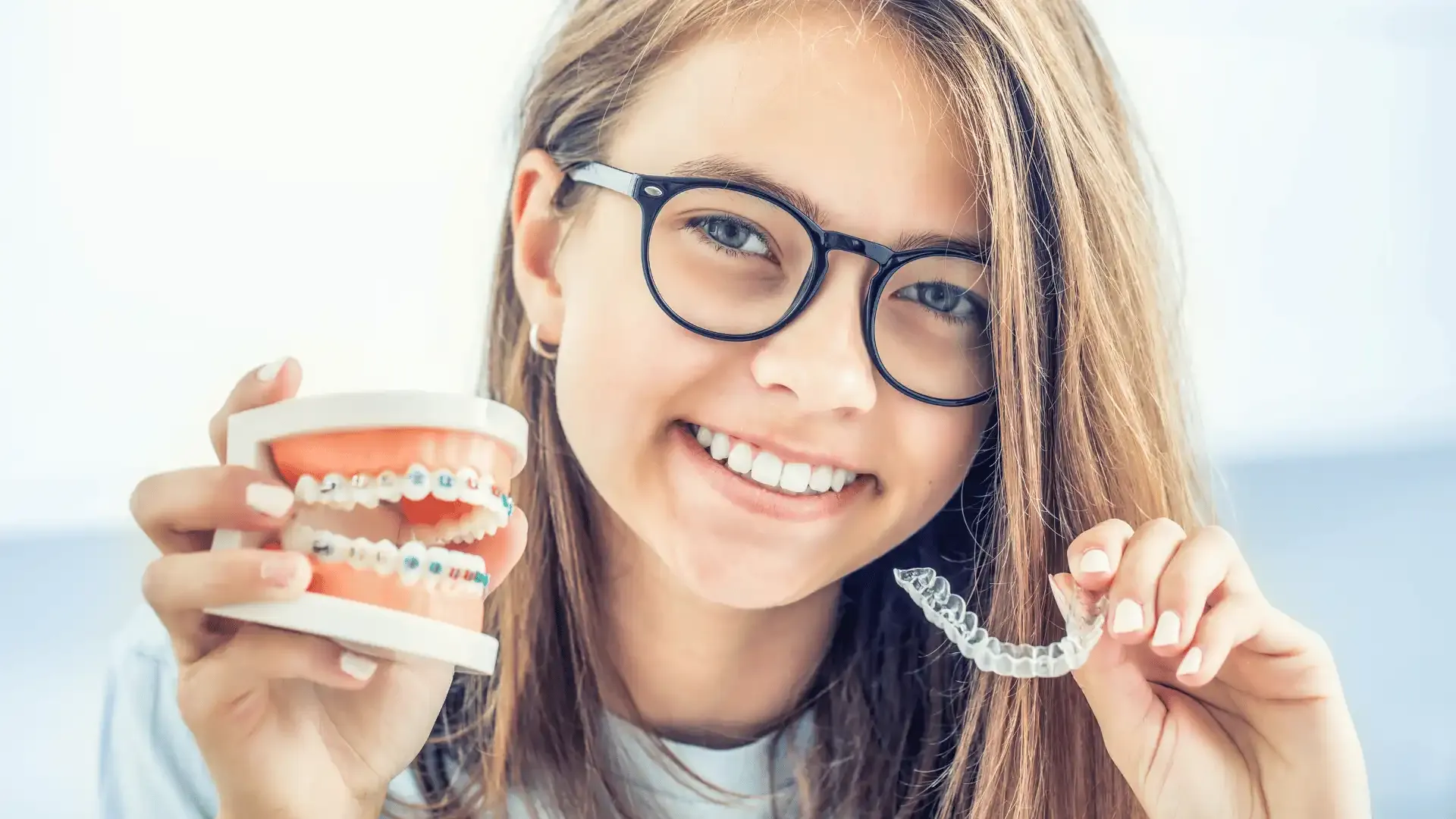 Invisalign vs Braces: Which Treatment is Right for You?
