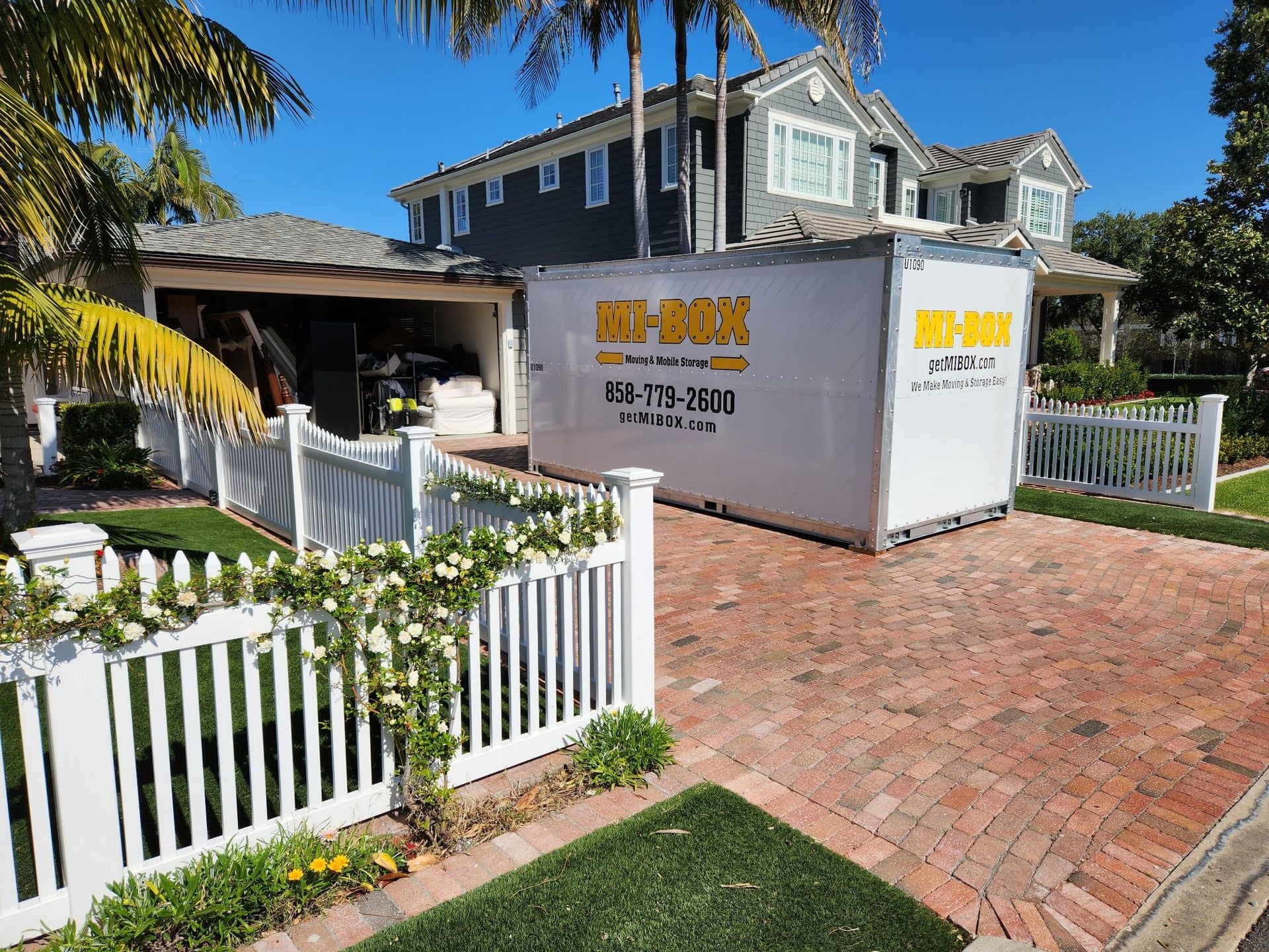 Portable Storage Solutions | Self Storage Containers | MI-BOX San Diego