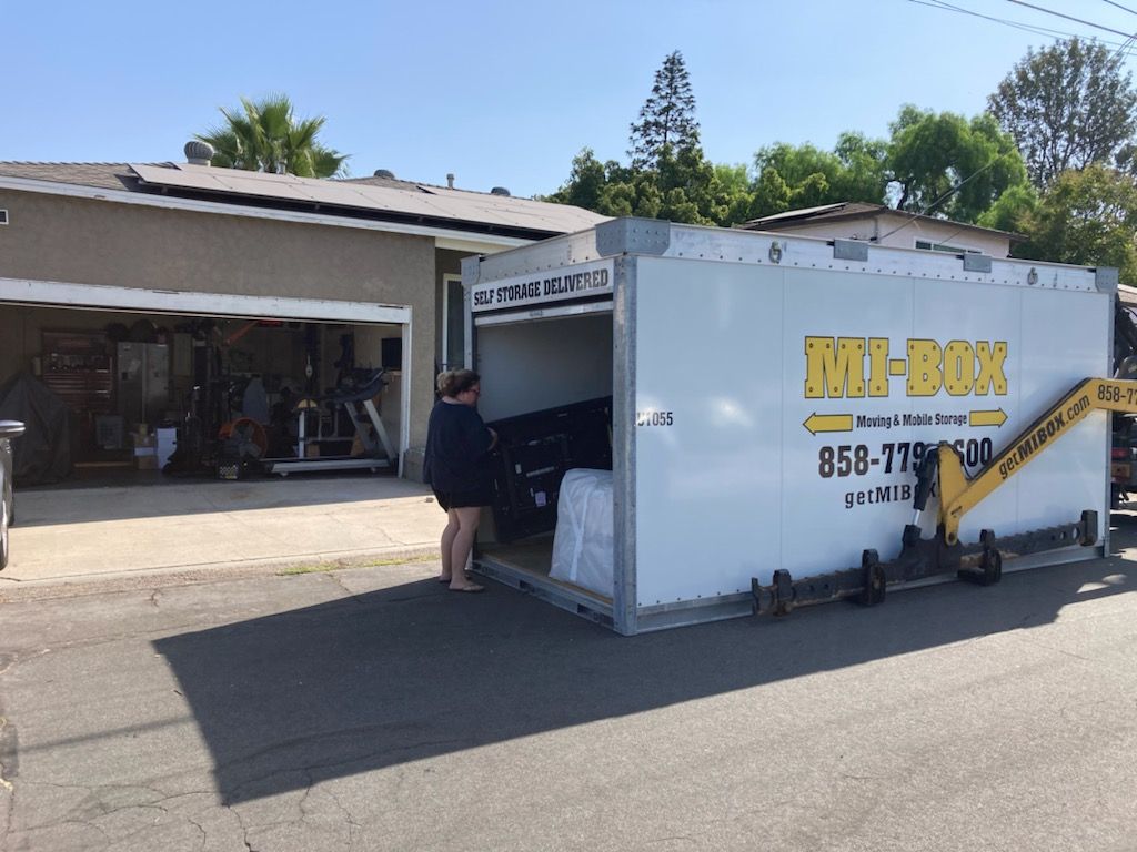 Portable Storage Solutions | Self Storage Containers | MI-BOX San Diego