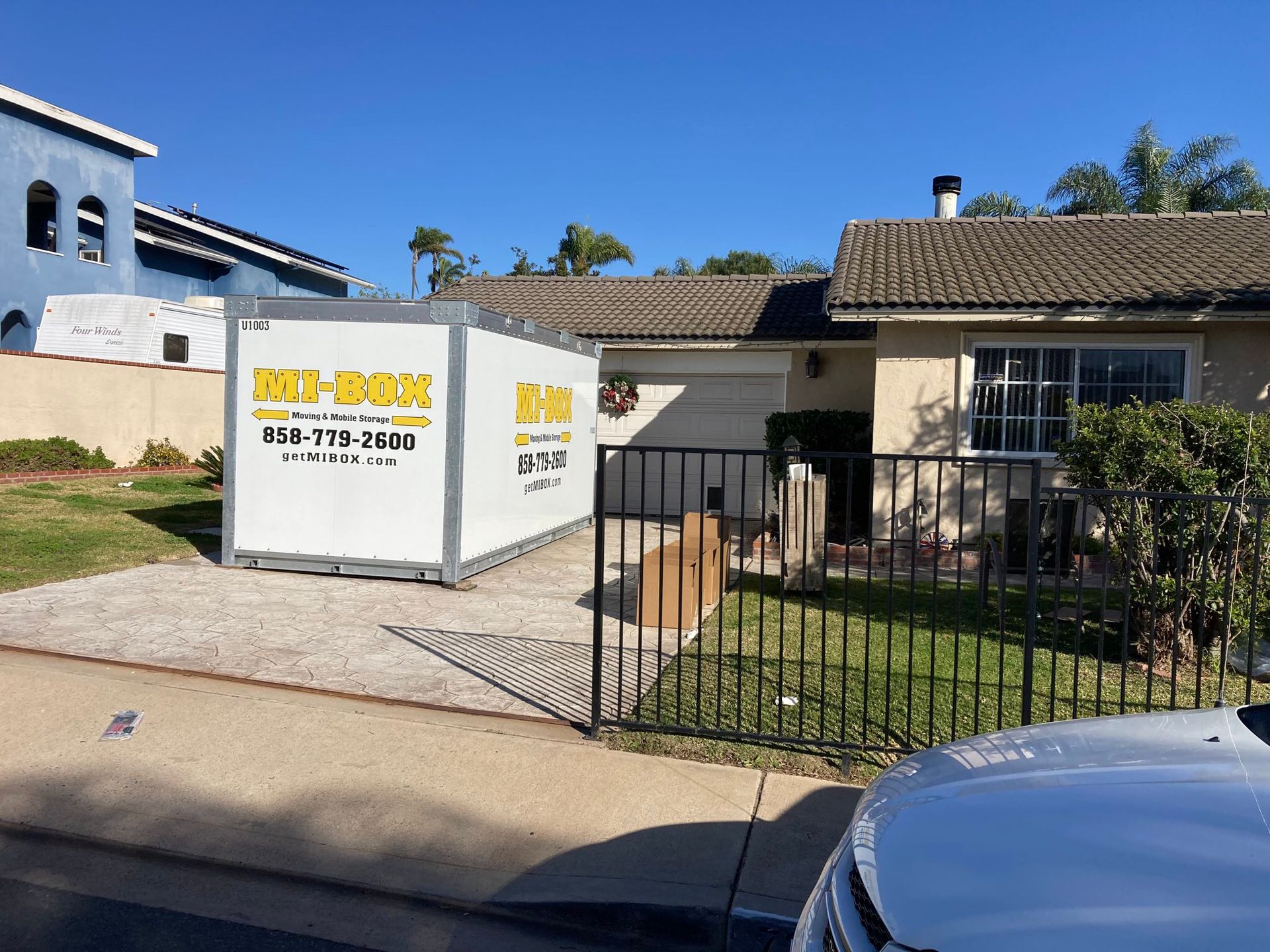 Portable Storage Solutions | Self Storage Containers | MI-BOX San Diego