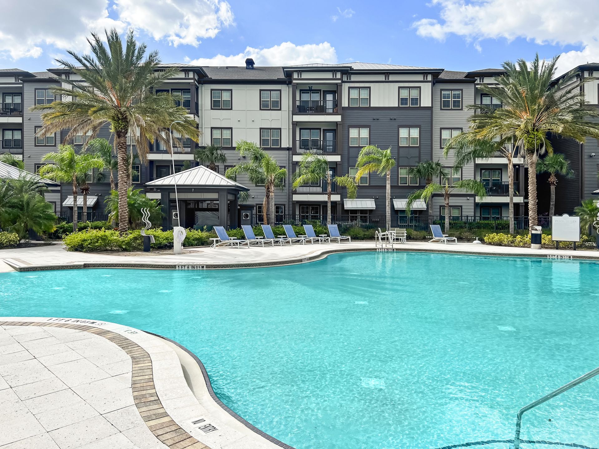Bradenton Apartment Photos | Creekside Ranch Apartments