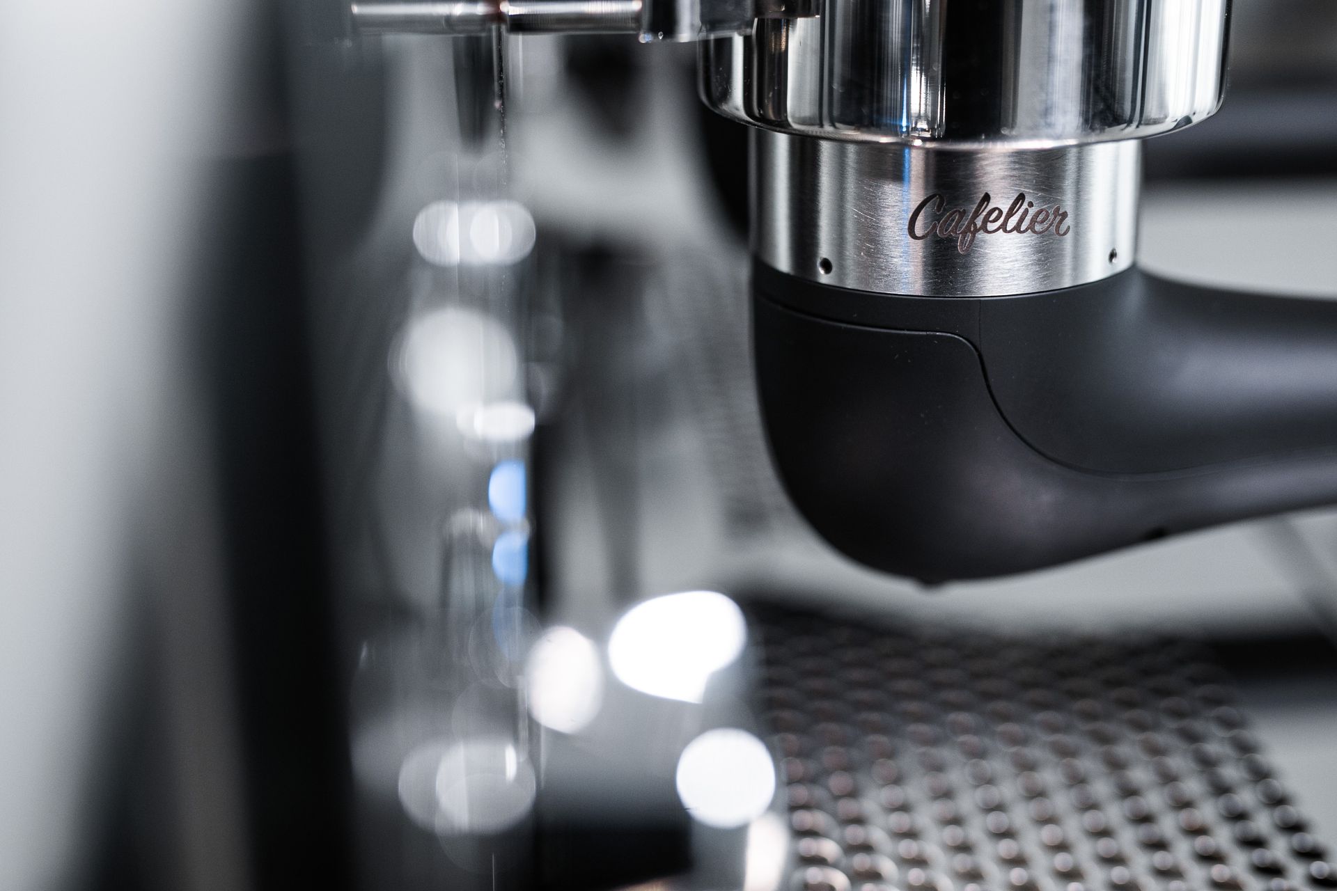 Exclusive distributor for Cafelier in the UK - barista tool