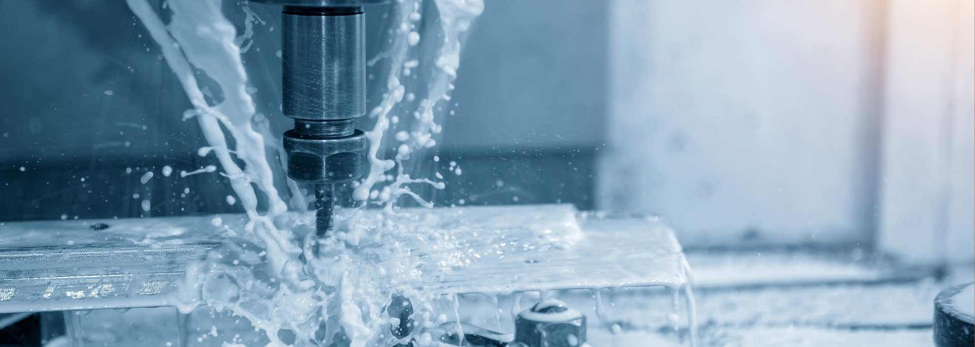 Glass water jet cutting: how it works