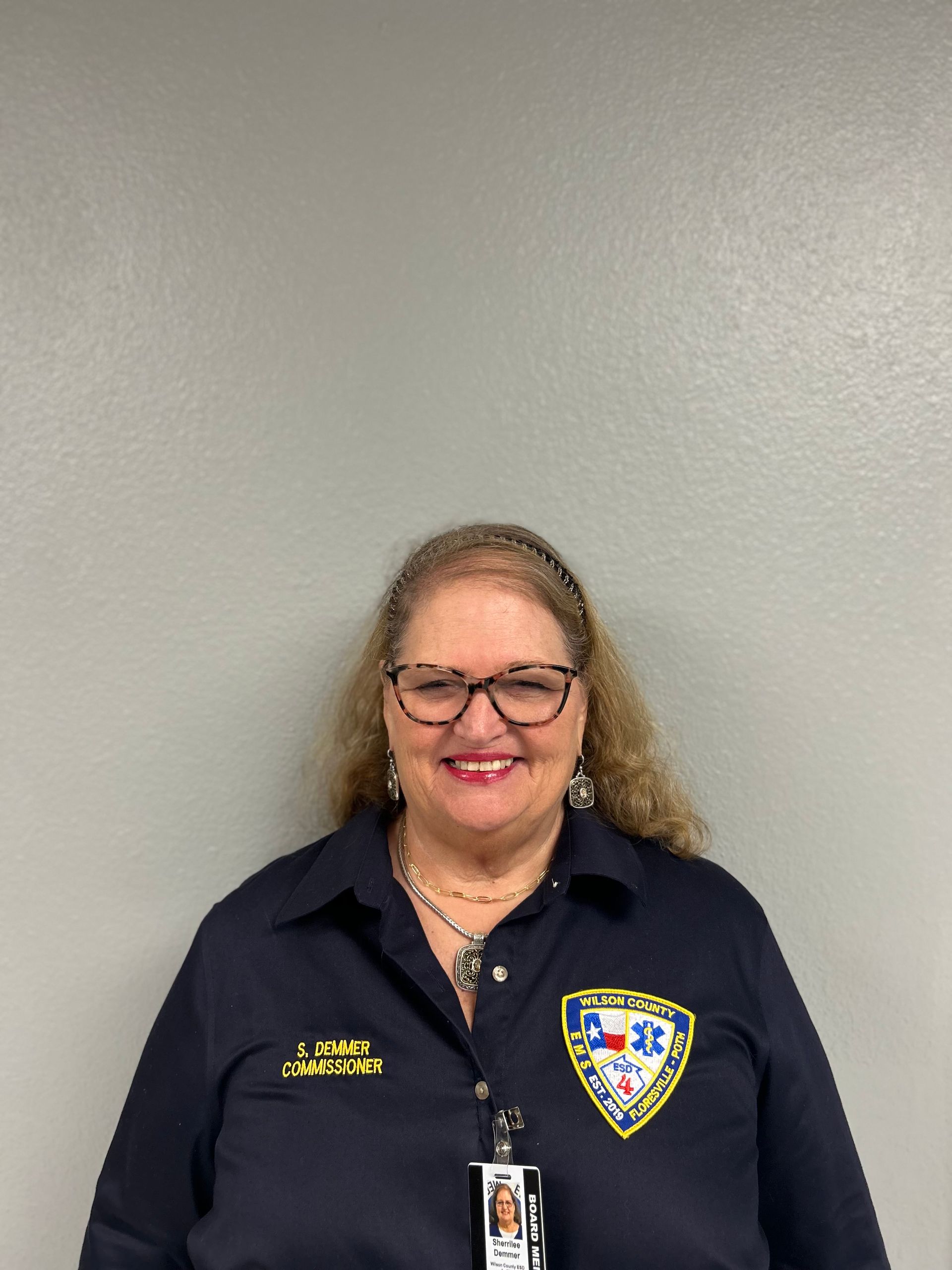 Wilson County ESD 4 | Commissioners | Emergency Dial 911