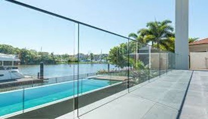 Pool Fencing for Echuca | L & J Webb Fencing
