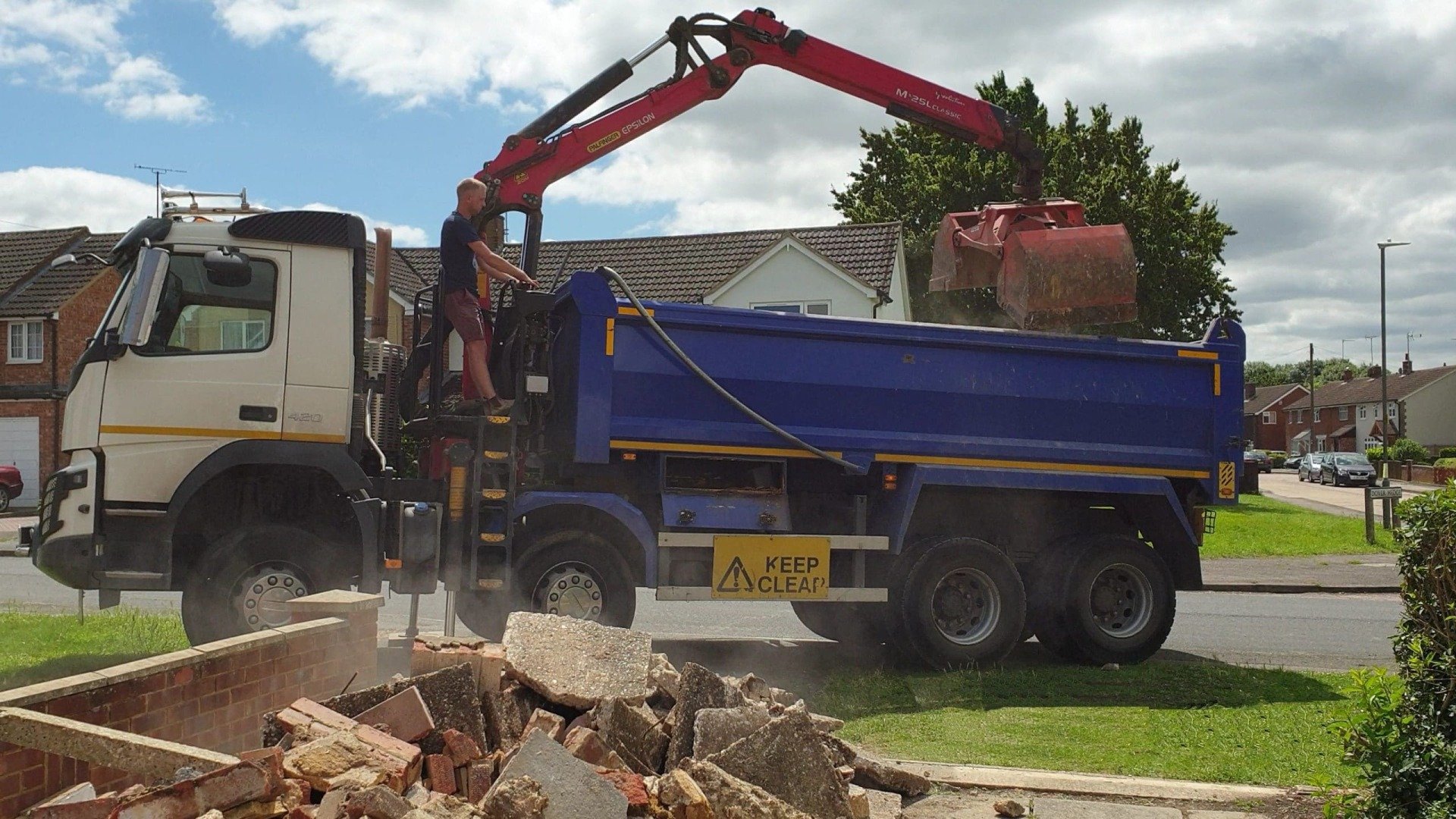 Bedford Budget Skips | Cheap Skip Hire - Same Day Delivery