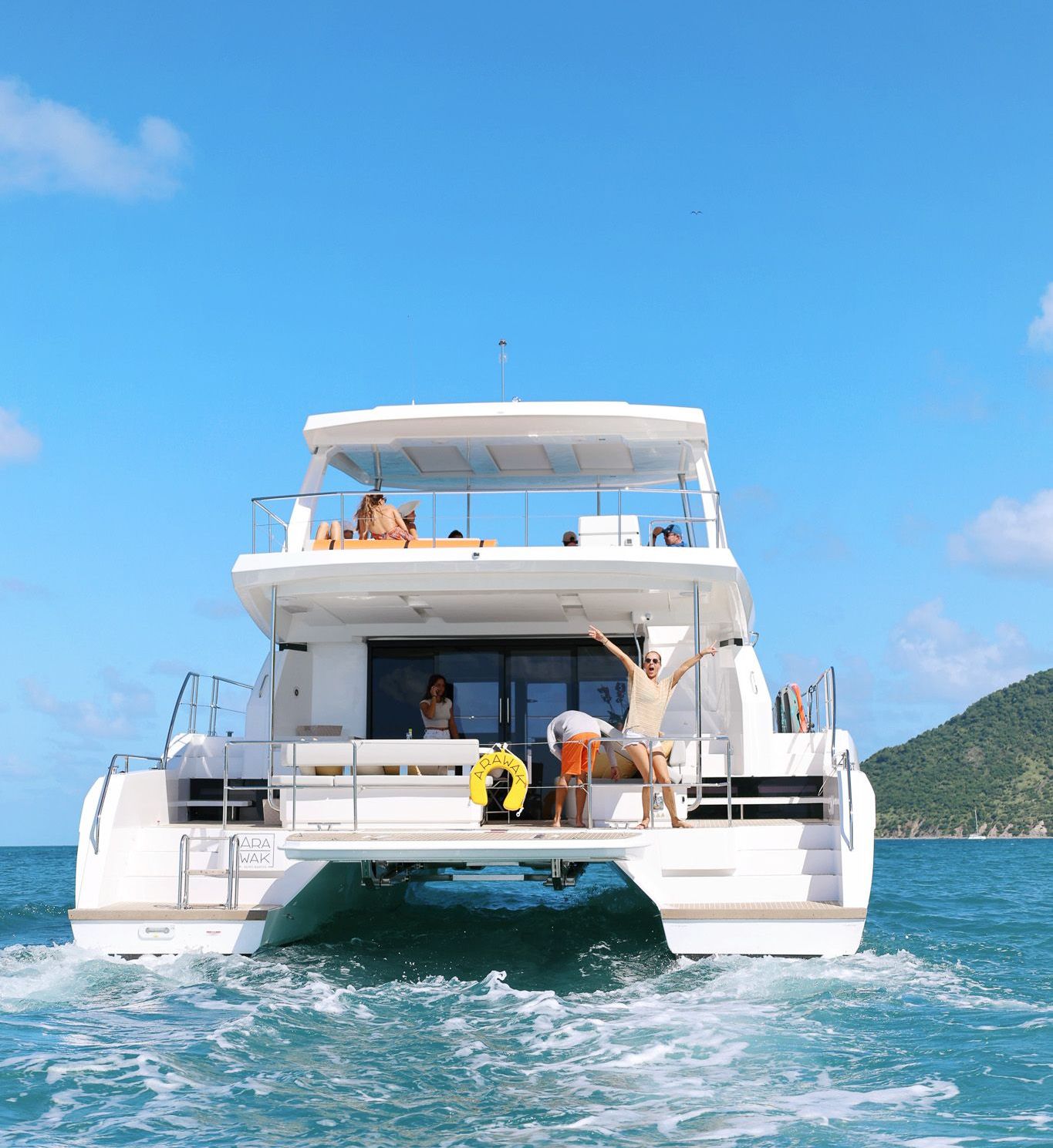 Luxury Boat Charter | Arawak Boat Charter | Saint-Martin