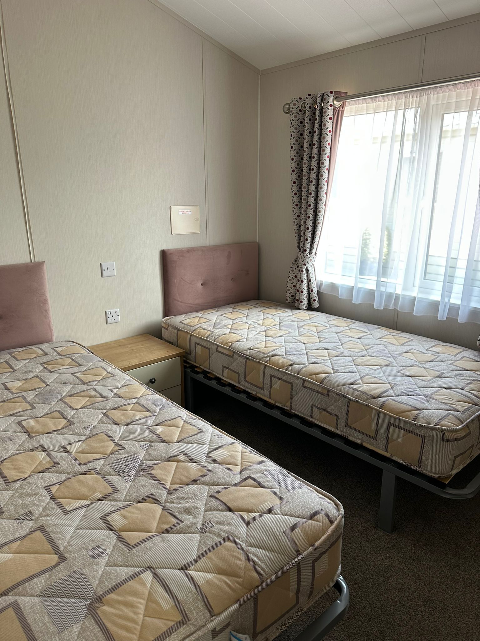 Portland Lodge For Sale - Lakeside Country Park