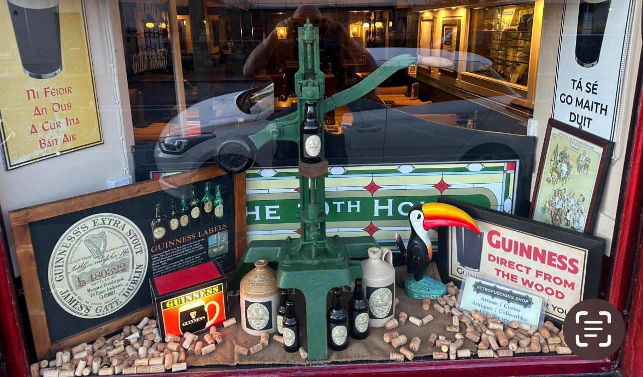 Antiques & Pub Signs | Manufacture & Design | Retro Pub Signs