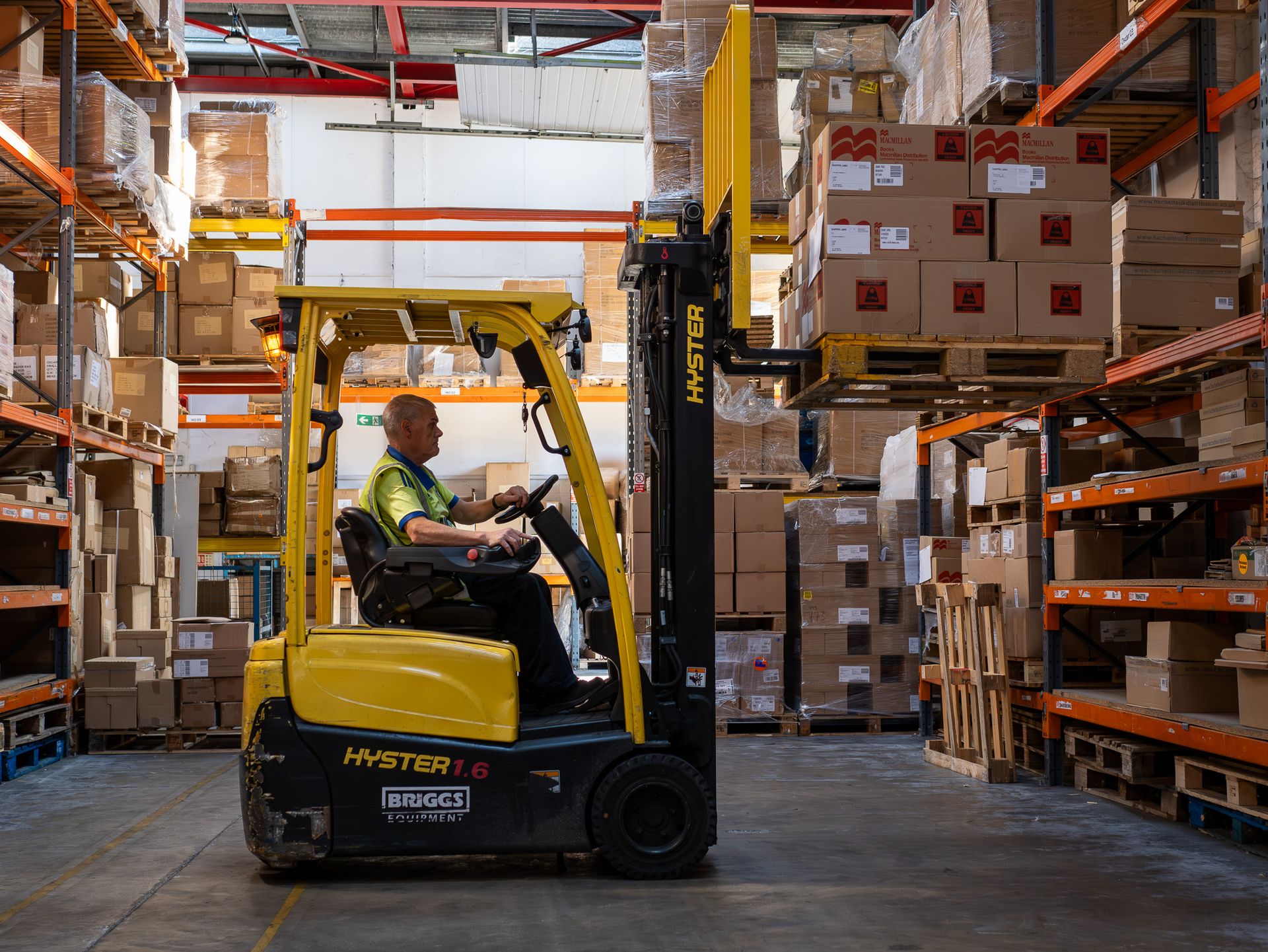 International Freight Logistics | Trans Universal Logistics | UK