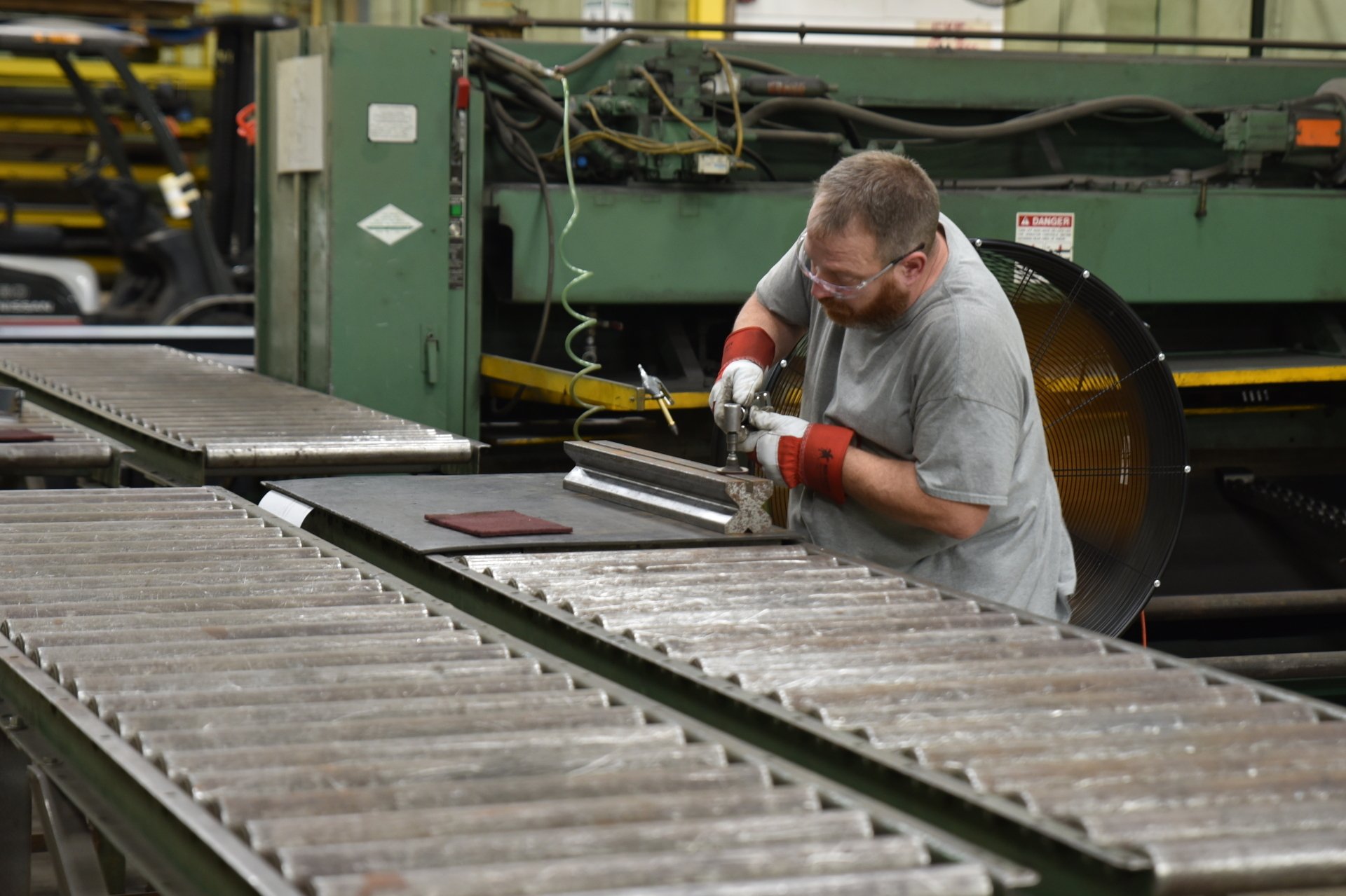 Sidewall Return Conveyer | Sidney Manufacturing Company