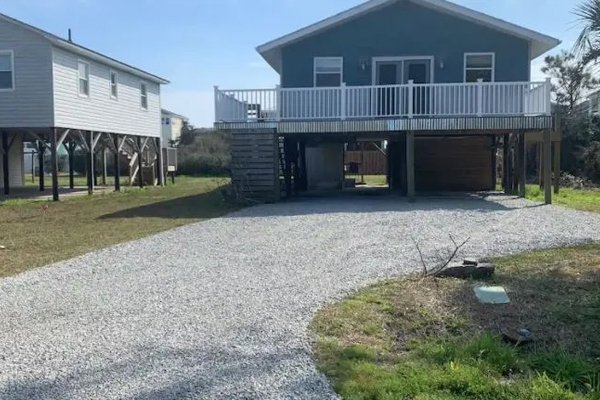 Oak Island Vacation Homes - Oak Island, NC - Rental Properties