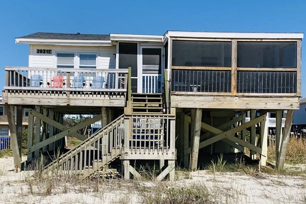 Oak Island Vacation Homes - Oak Island, NC - Rental Properties