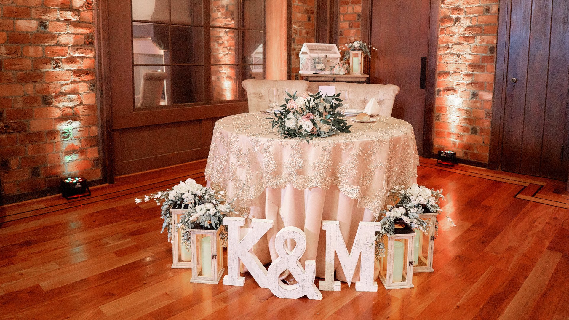 Bride & Groom Table | Riviera Waterfront Mansion
