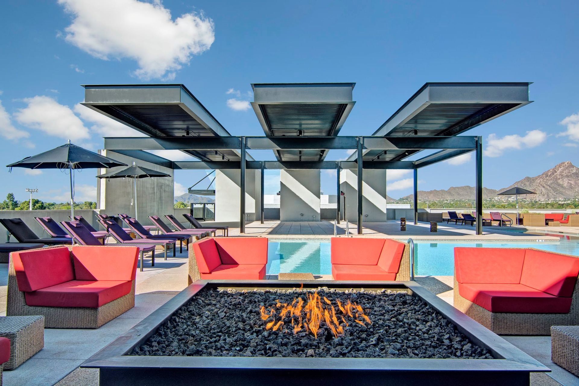 The Trend at 51 Apartments in Uptown Phoenix