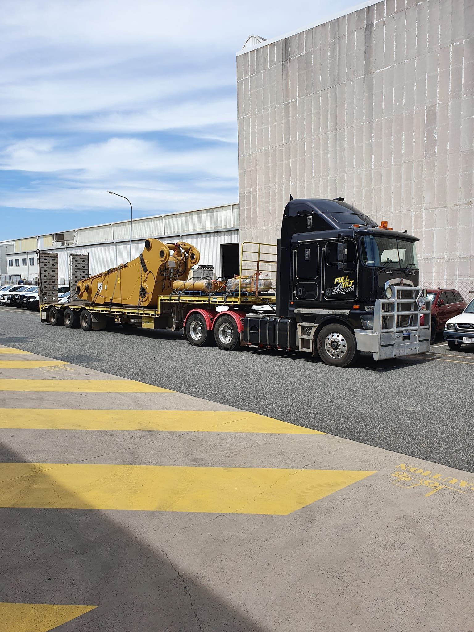 Transport in Mackay | Full Tilt Transport