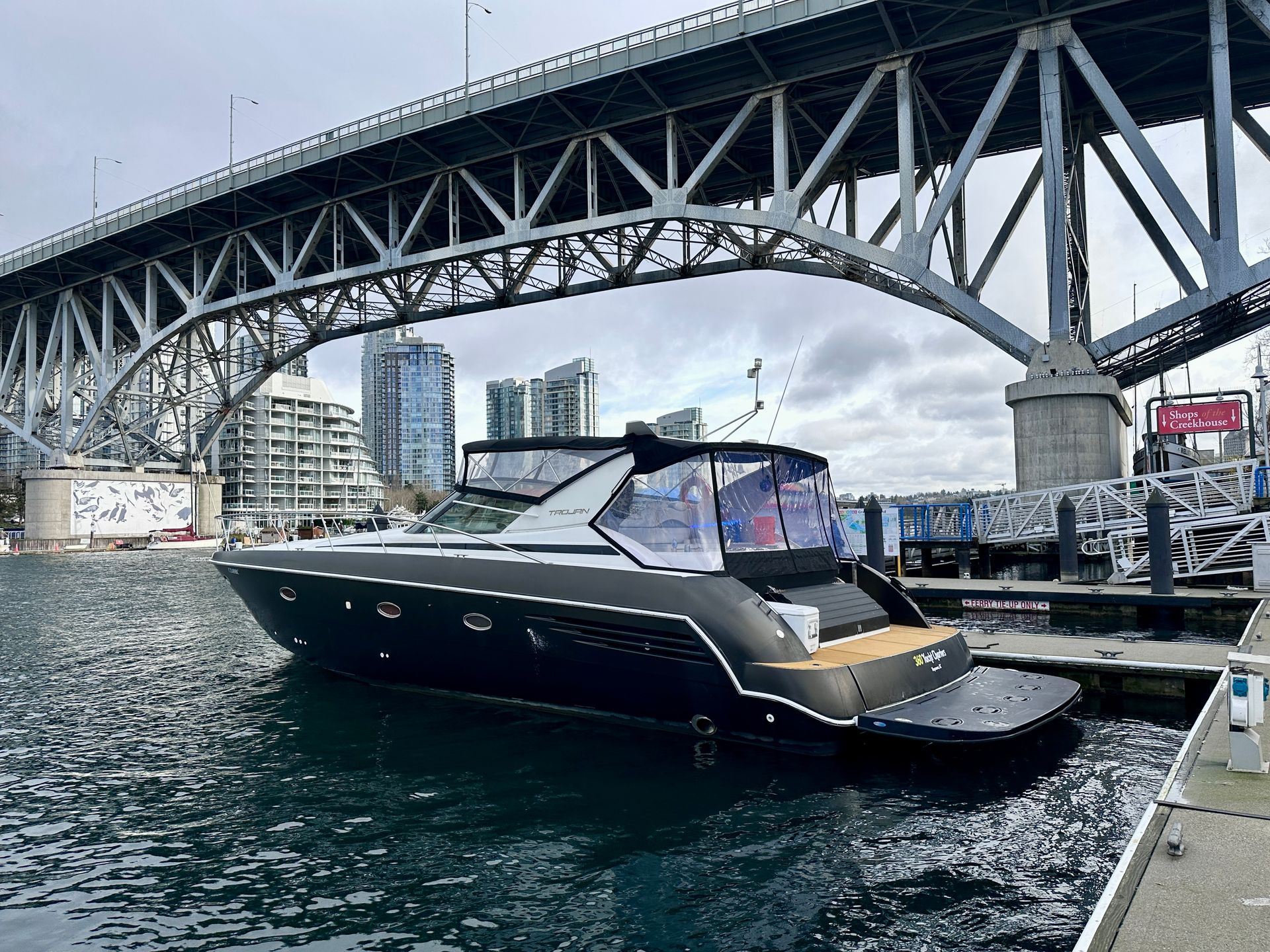 Vancouver Sightseeing Boat Cruises