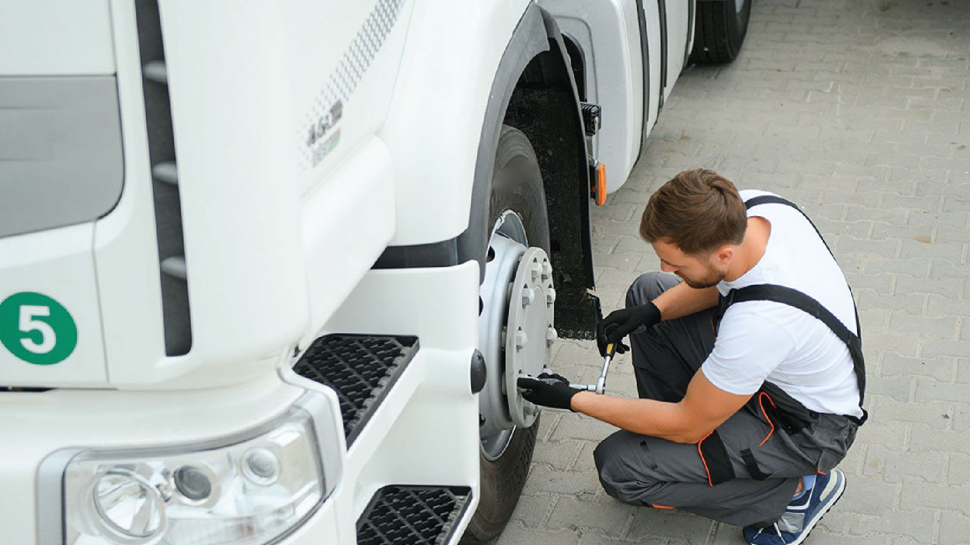 Mahone Tire Service Inc. | Tire Service Center | Installation