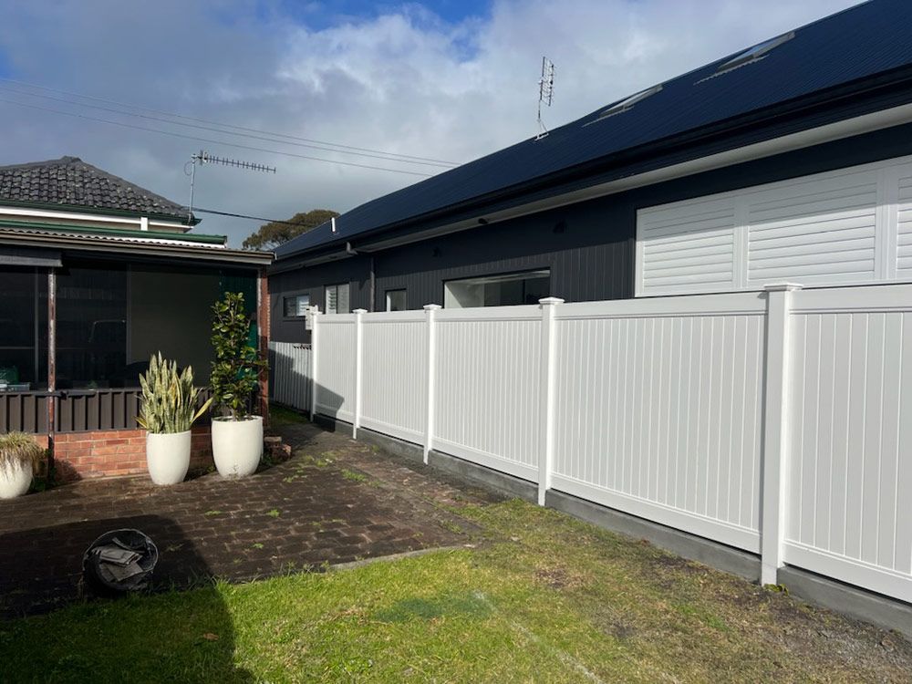 PVC Fencing in Lake Macquarie | Rearden Fencing