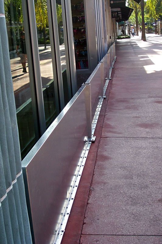 Flood Panel and Post™ flood barrier system - Flood Panel