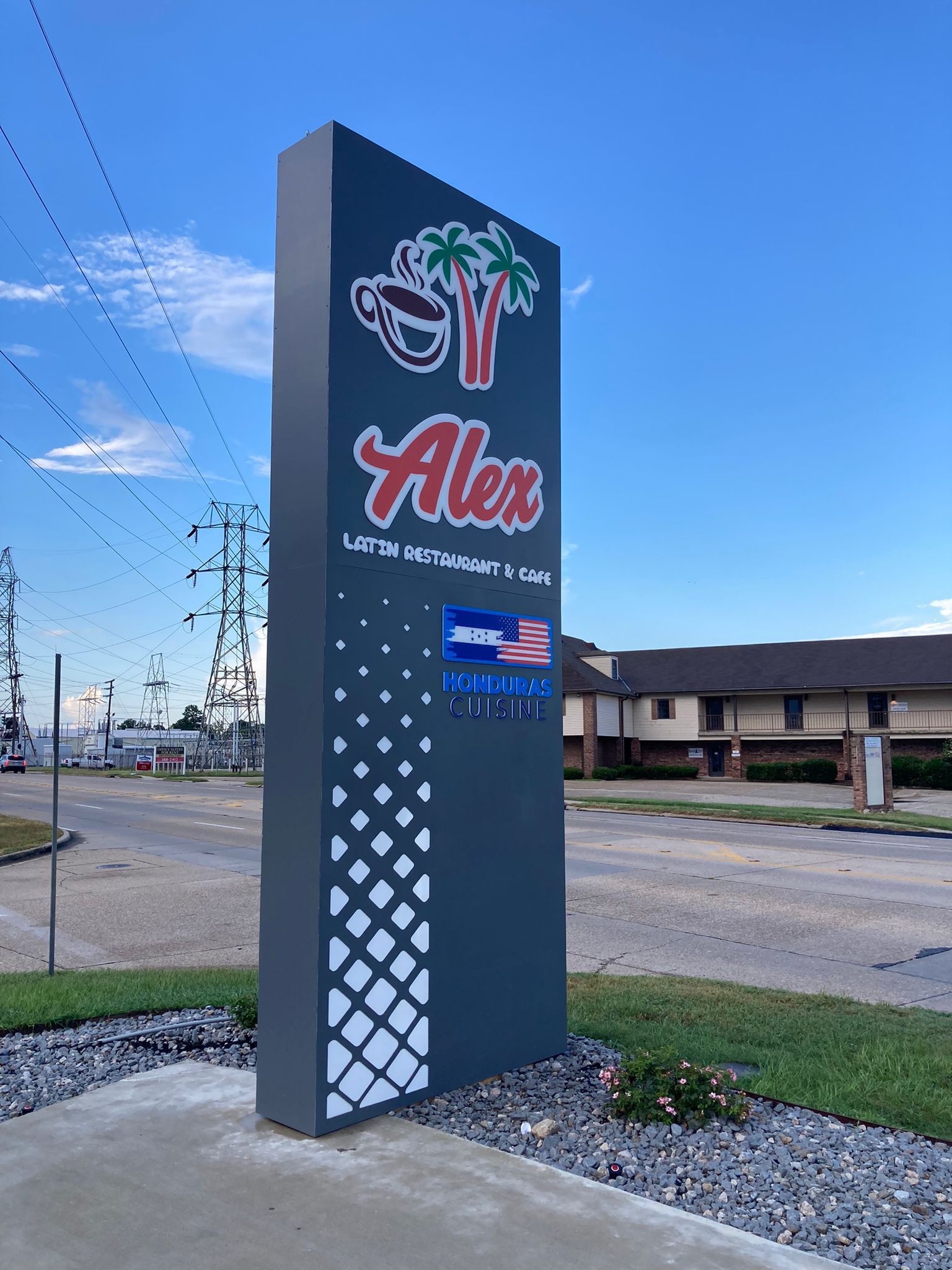 Monuments Pylon Signs | Mia Prosigns