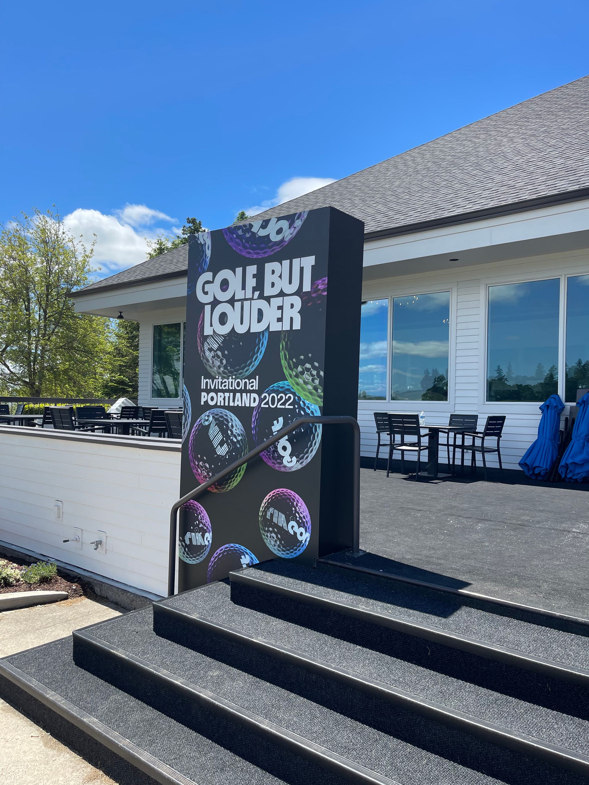 Monuments Pylon Signs | Mia Prosigns