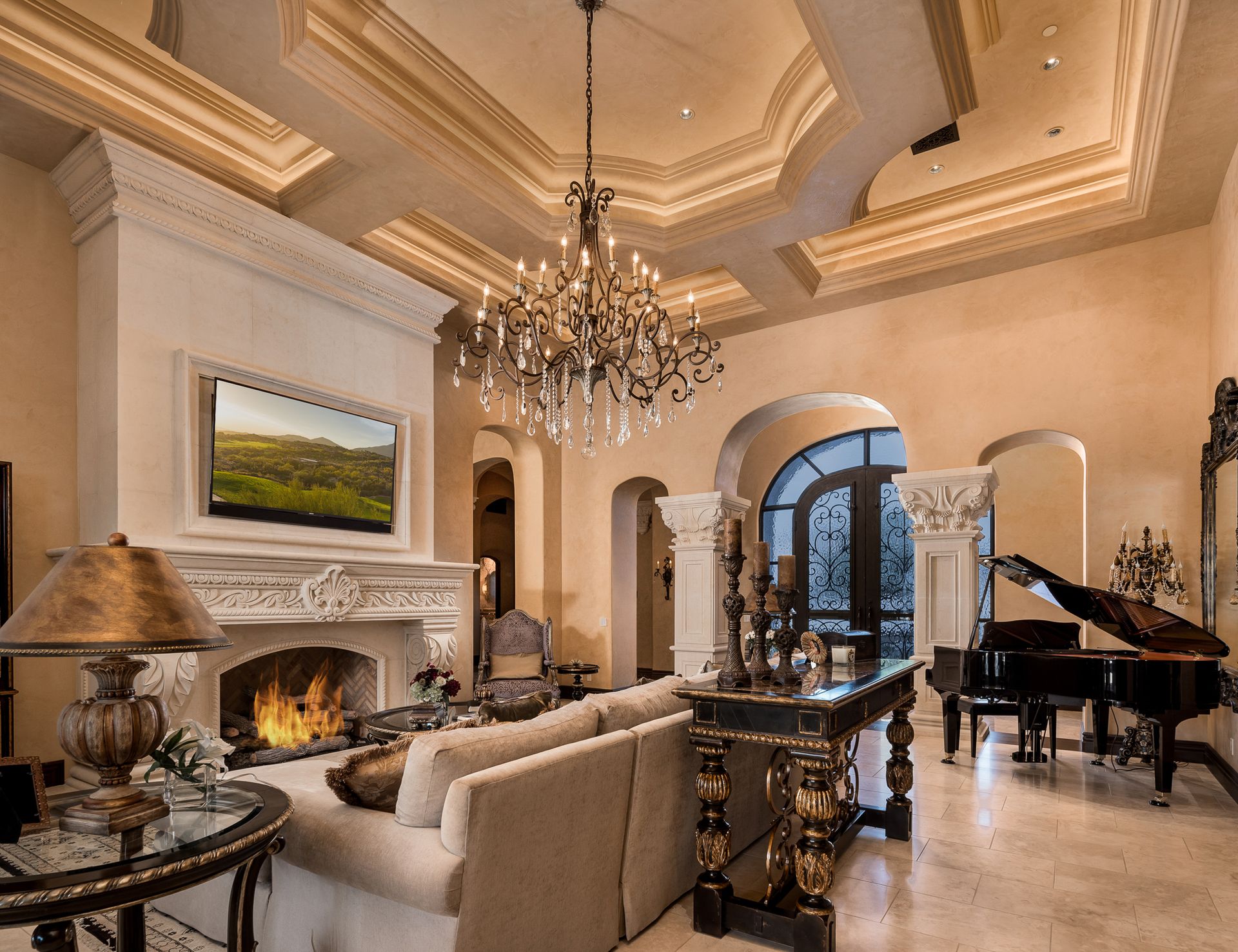 Italian Masterpiece - Fratantoni Luxury Estates