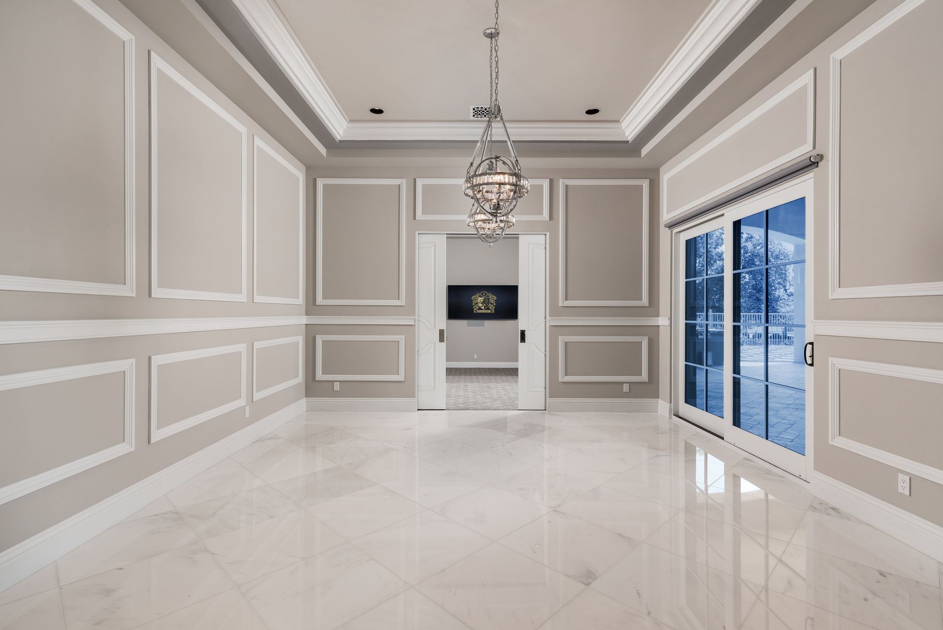 Formal Mediterranean - Fratantoni Luxury Estates