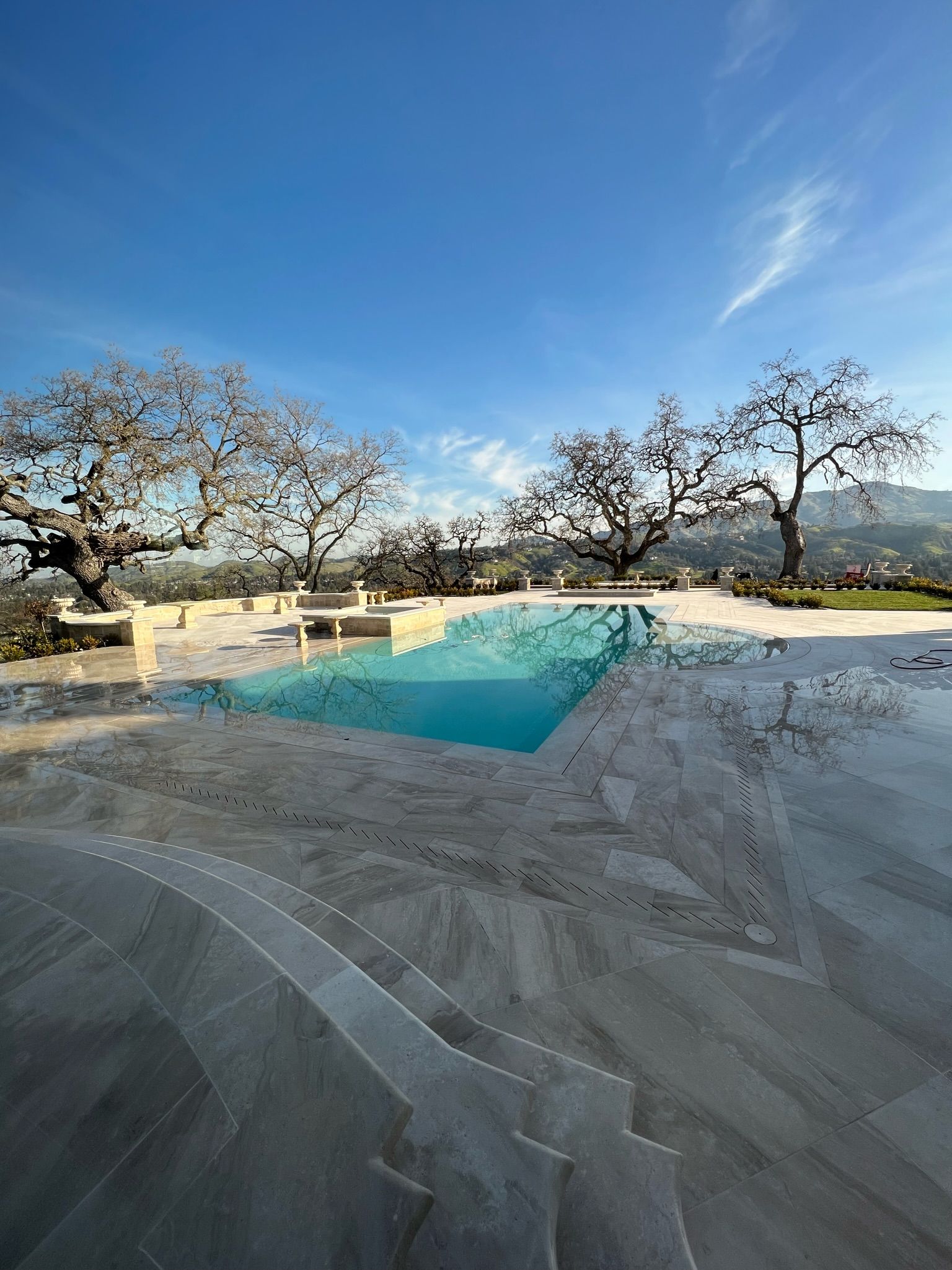 French Estate - Fratantoni Luxury Estates