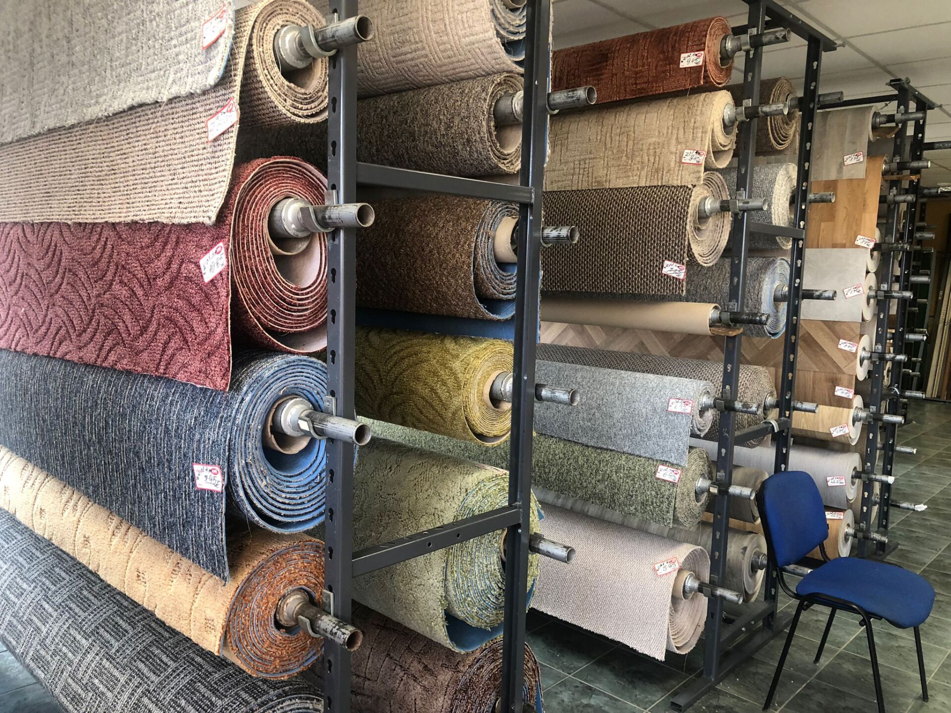 Grīdas segumi - linolejs, grīdas paklāji | Lejas Sili, SIA