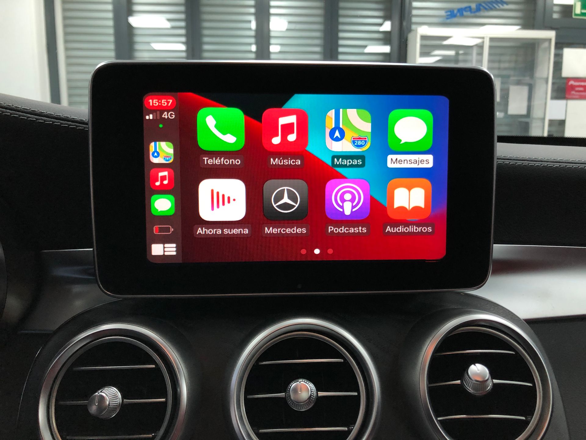 Interface CarPlay / Android Auto en Mercedes clase C W205