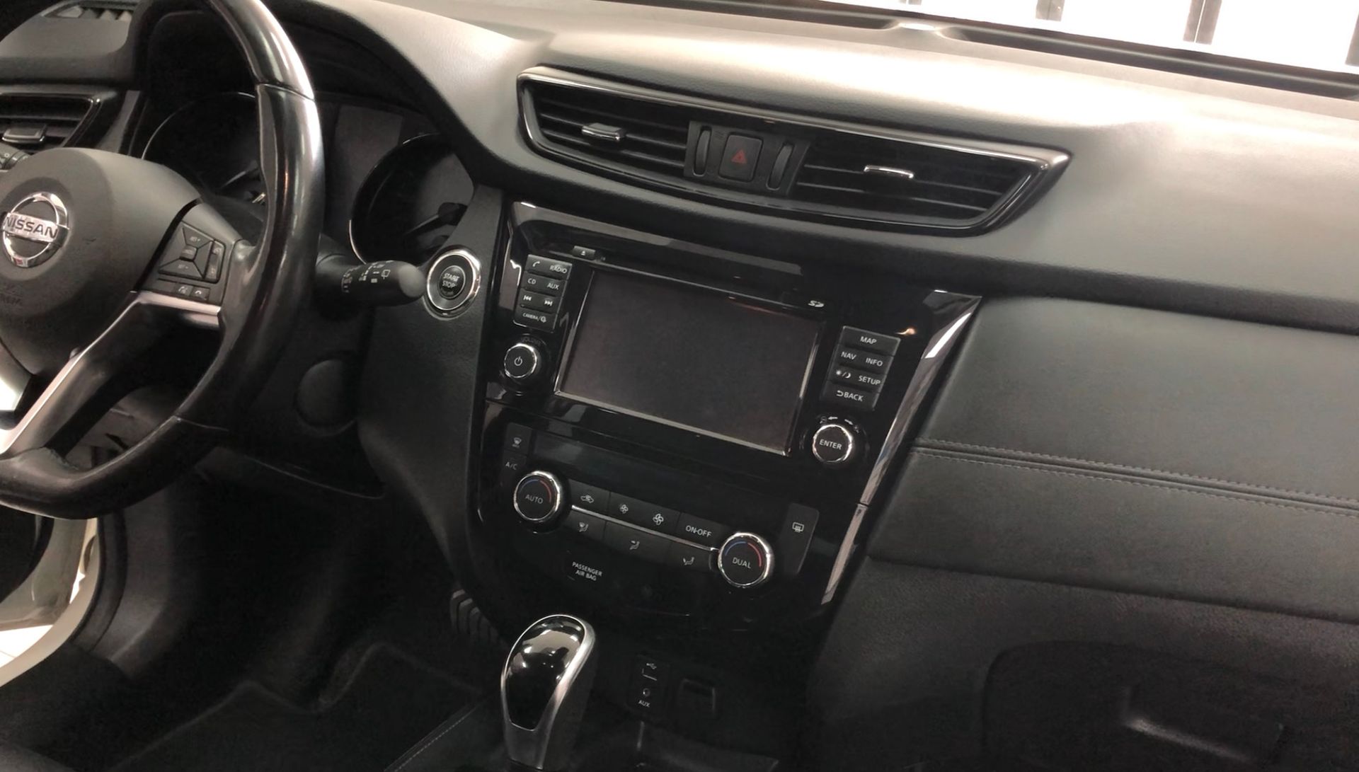 Pantalla Android 10" en Nissan X-Trail